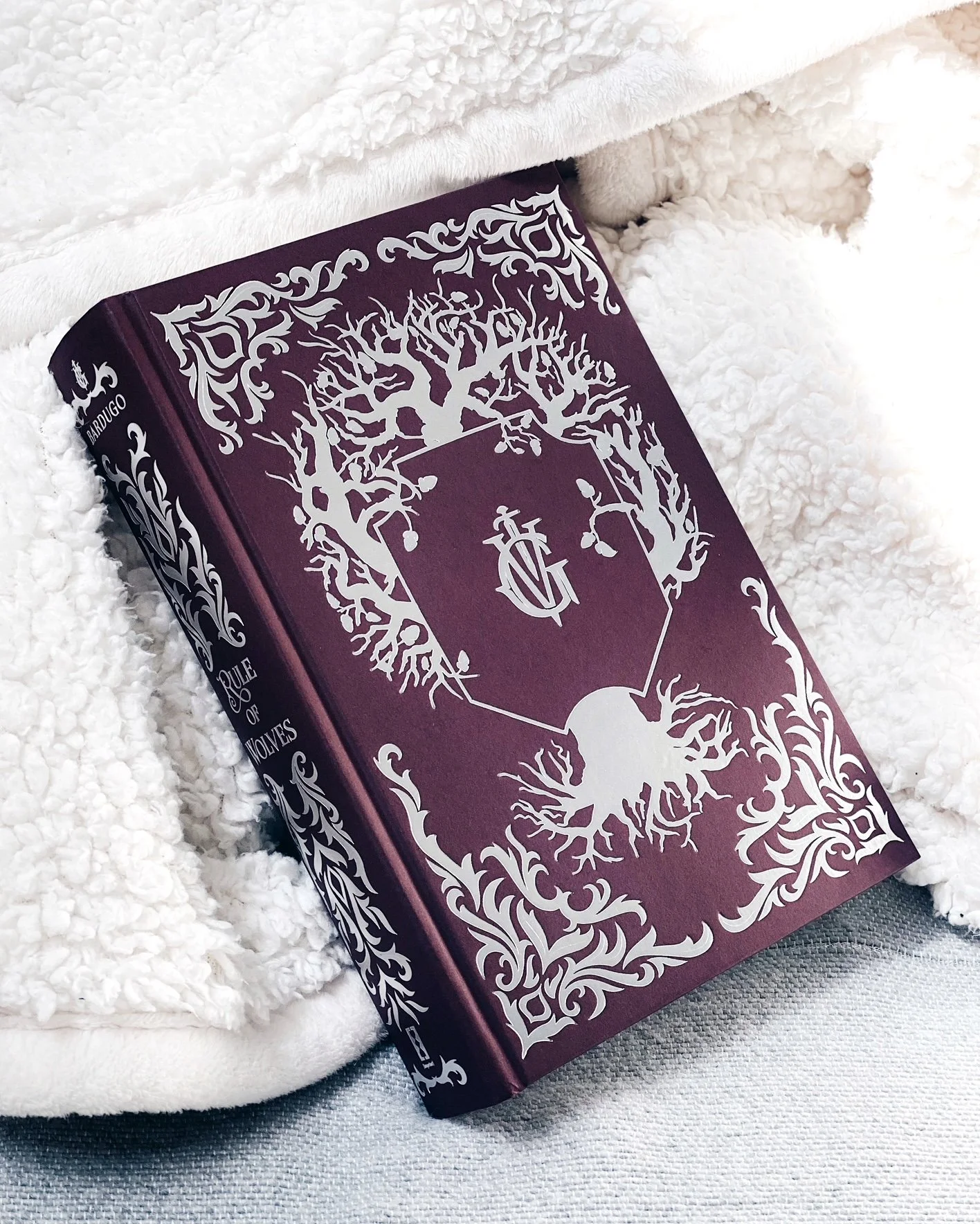 15 Standard Edition Books with Beautiful Foiling + Artwork — Books Are ...