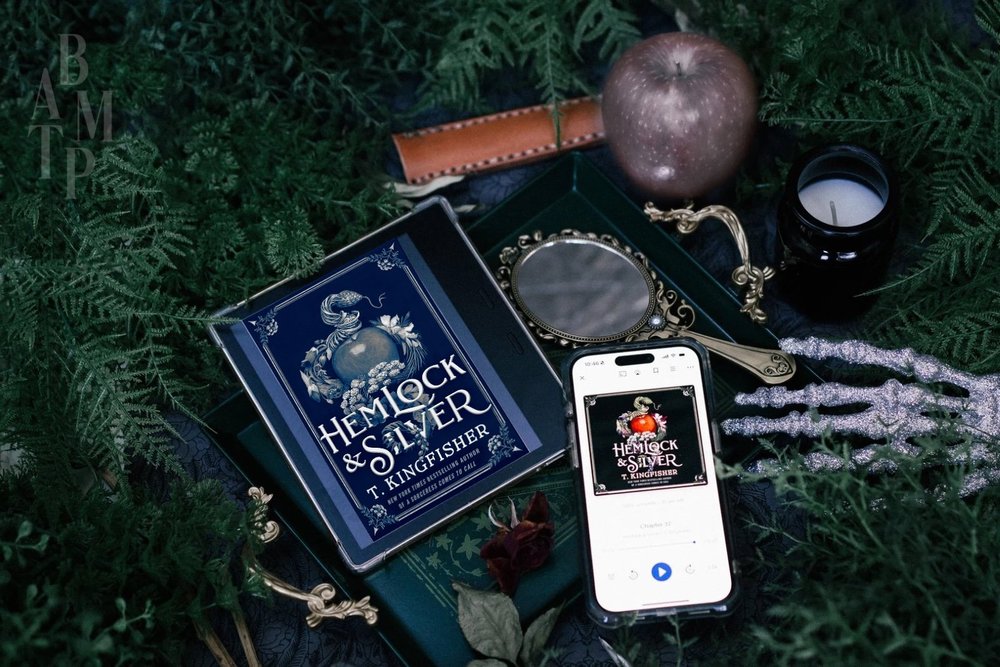 Book Review: ‘Hemlock & Silver’ is the Darkly Charming ‘Snow White ...