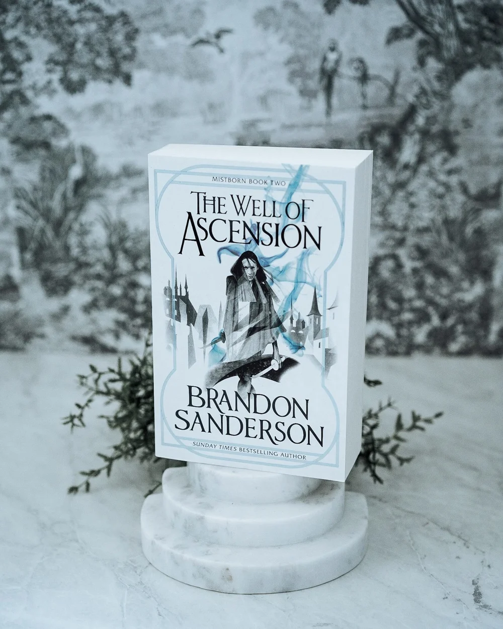 Book Review: Does The Well of Ascension (Mistborn #2) Suffer from ...