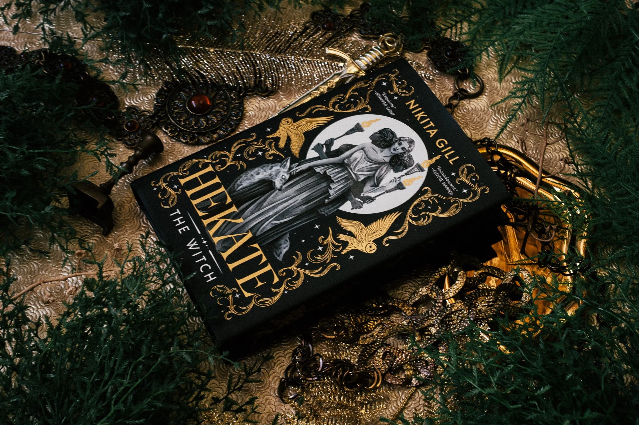 Book Review: ‘Hekate’ is Nikita Gill’s Dark, Female Empowering Take on ...