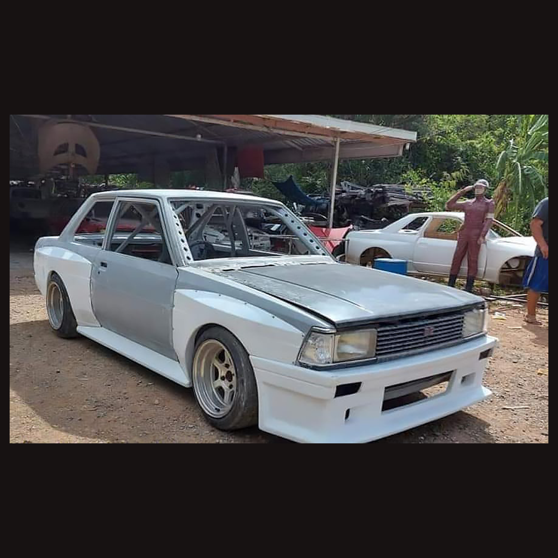 TOYOTA AE86 TRUENO Front fenders in dry carbon — HyperNight