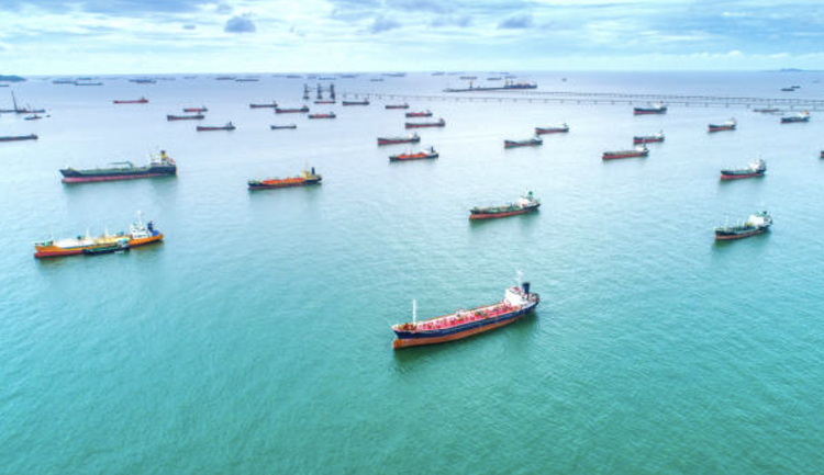 Port congestion indicators for Shanghai, Los Angeles/Long Beach and ...