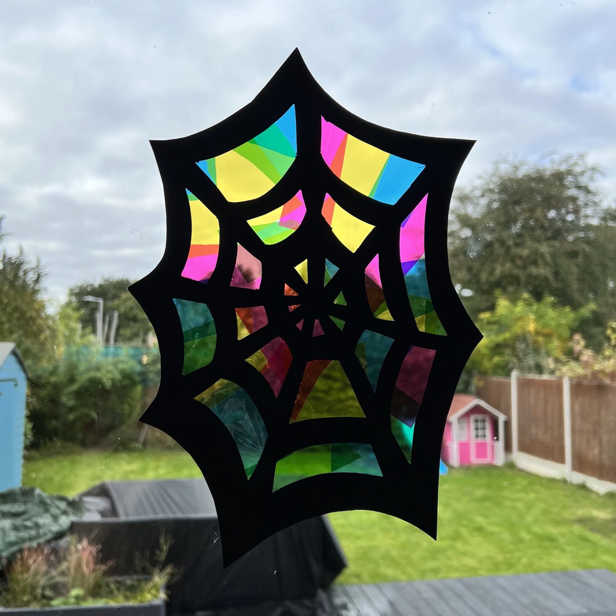 Craft ideas for kids - Halloween Suncatchers! — Sarah Ransome Art