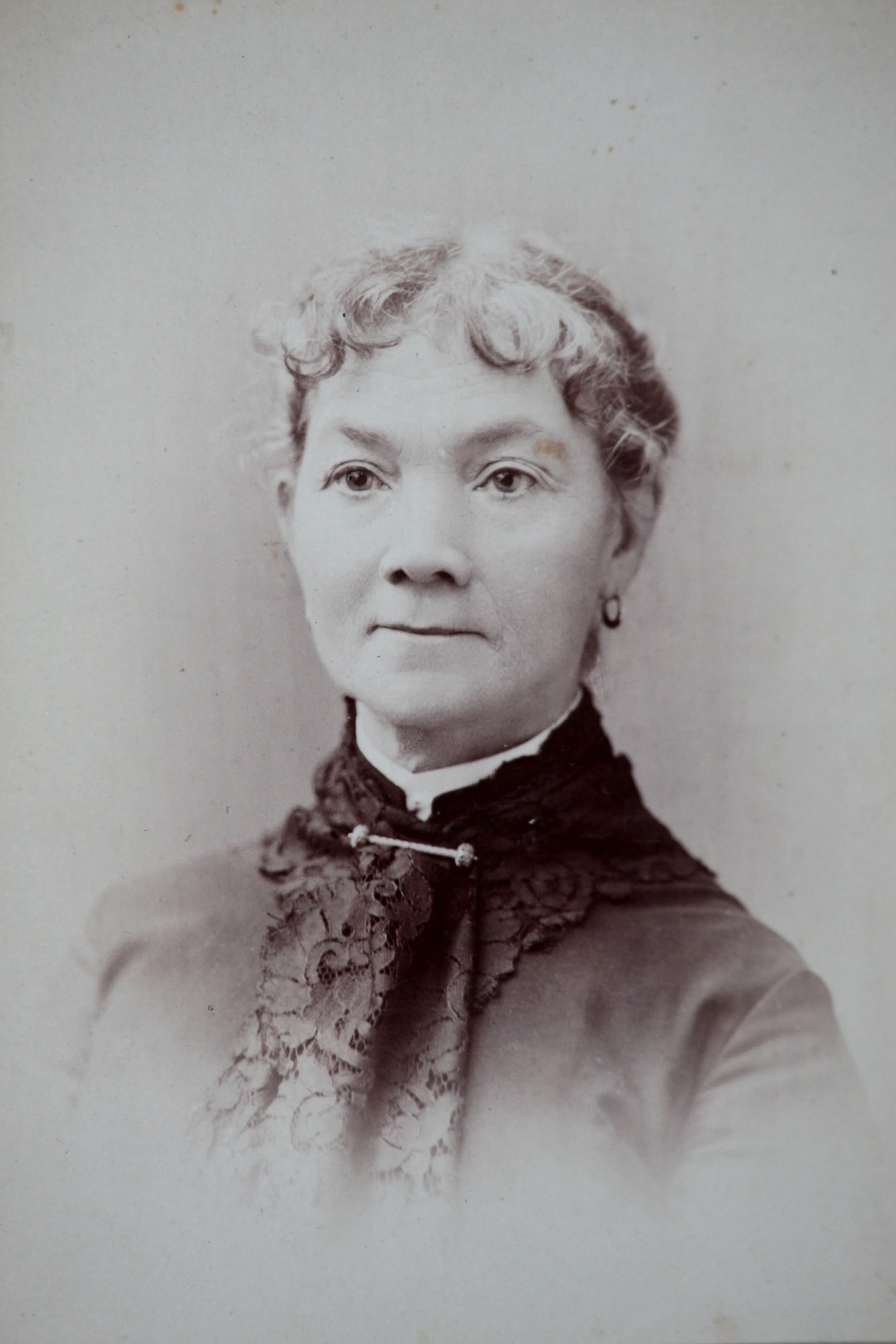 Julia Roper's Instagram, Twitter & Facebook on IDCrawl