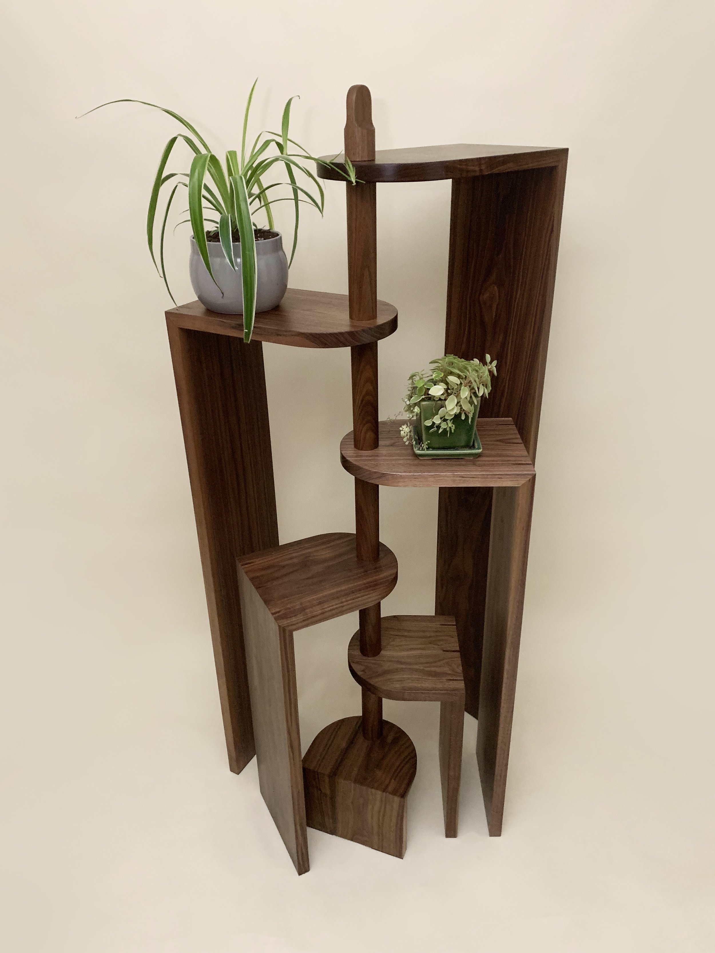 PLANT SHELVING — In Element Designs