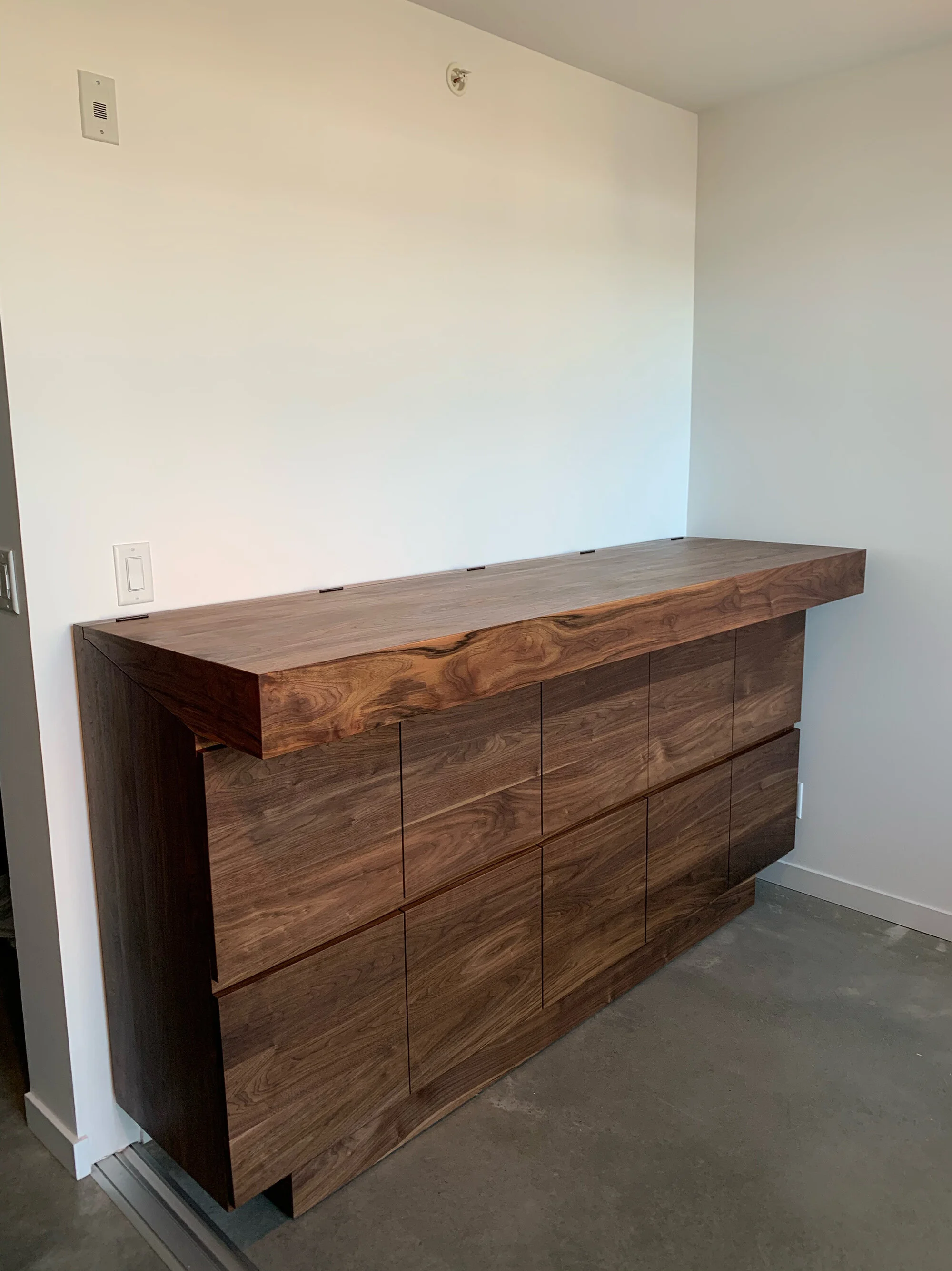 Custom DJ Cabinet & DJ Booth Furniture — In Element Designs