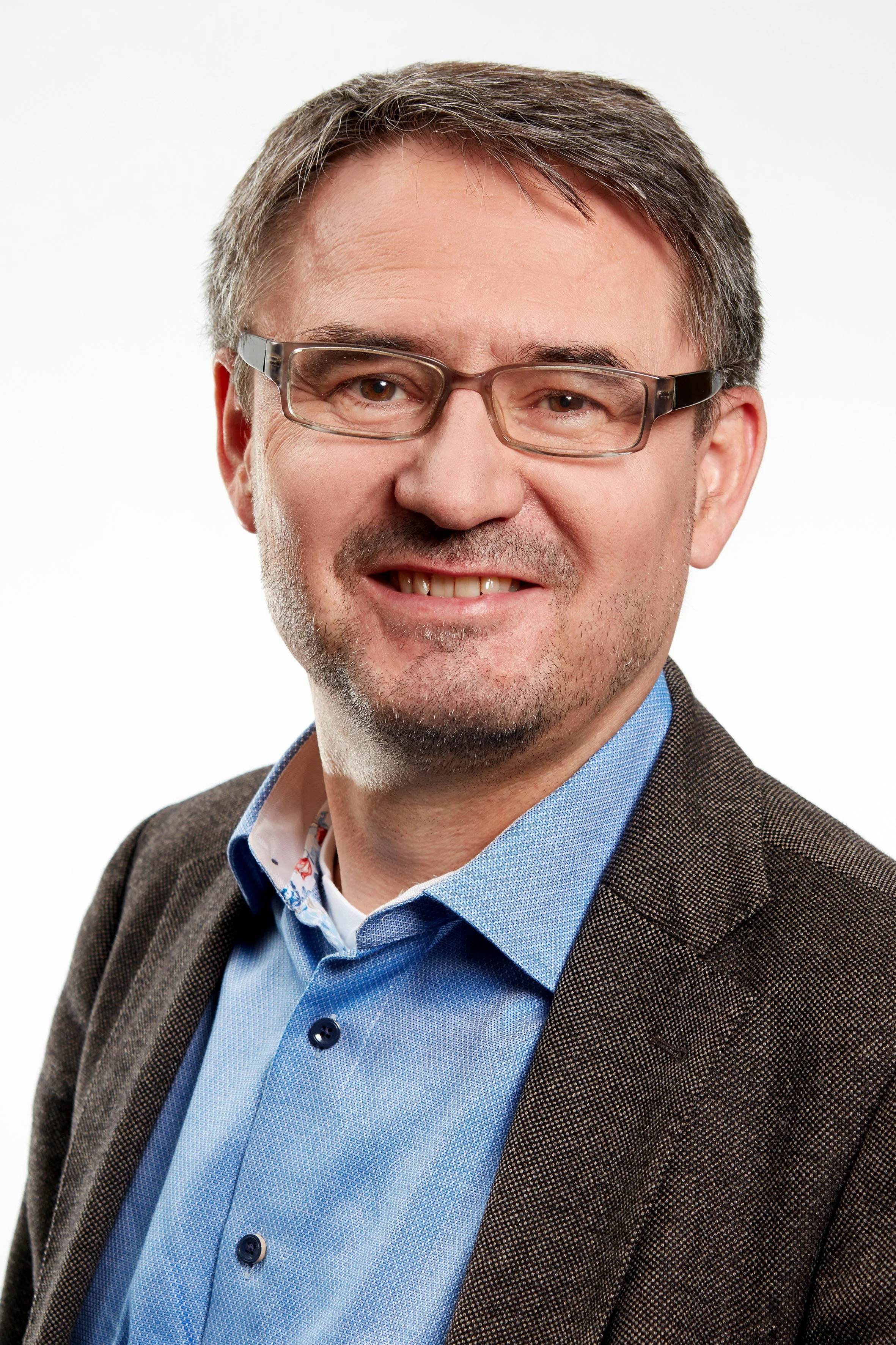 Line Up — connect-conference