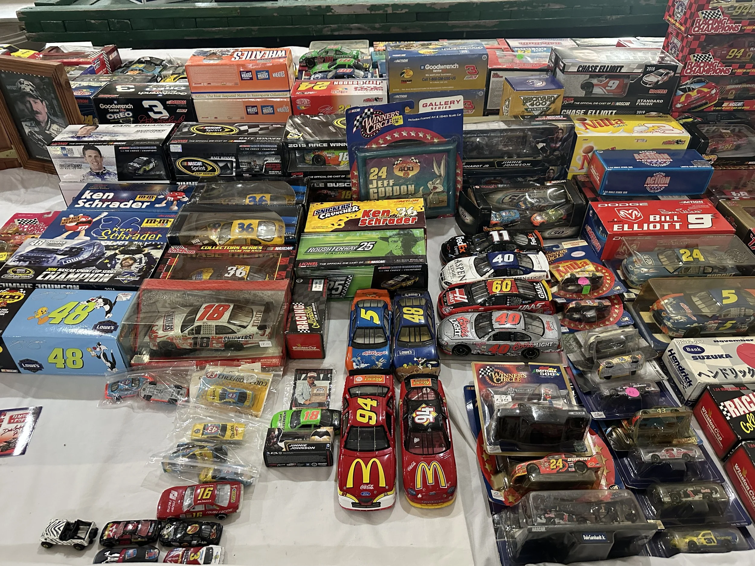 Monthly Multi Party “Open to the World” Auction — Lowderman.com