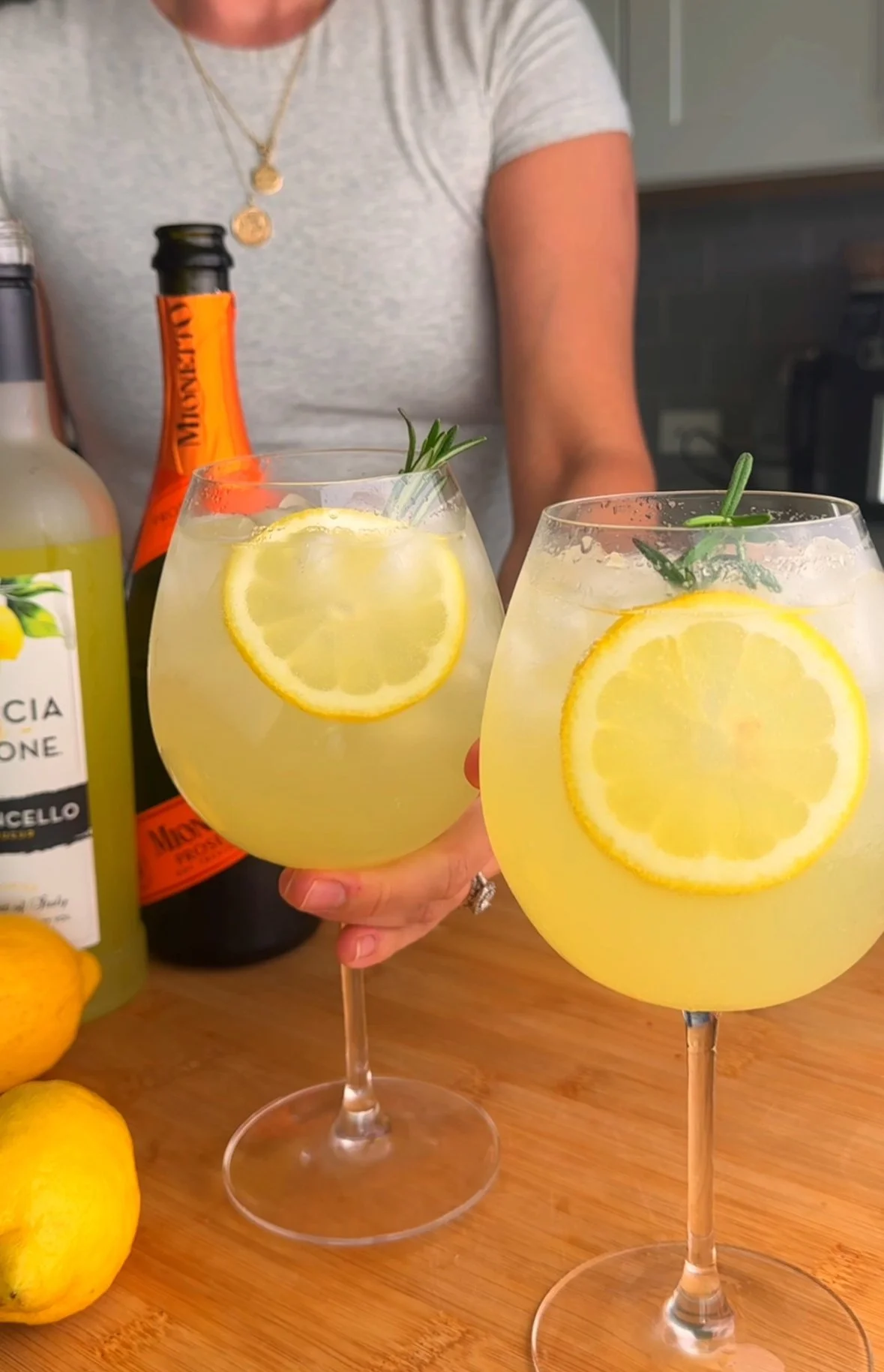 Lemonade Limoncello Spritz — dliciouslyinspired