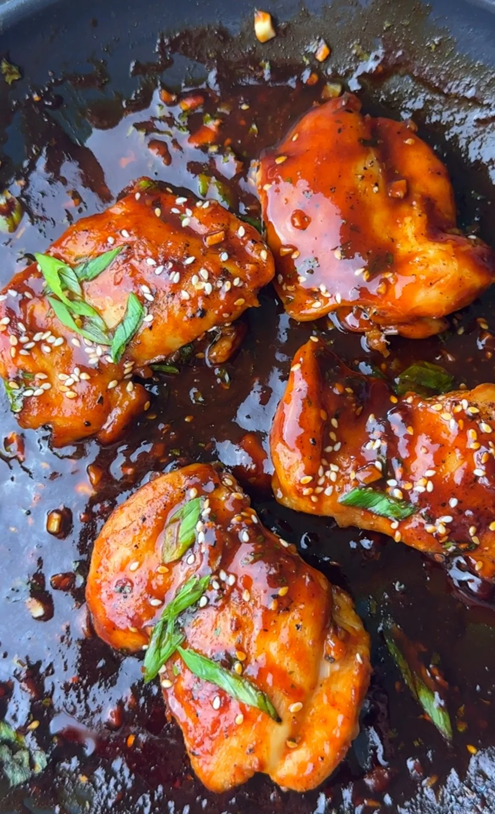 Sticky Spicy Garlic One Skillet Chicken Thighs — dliciouslyinspired