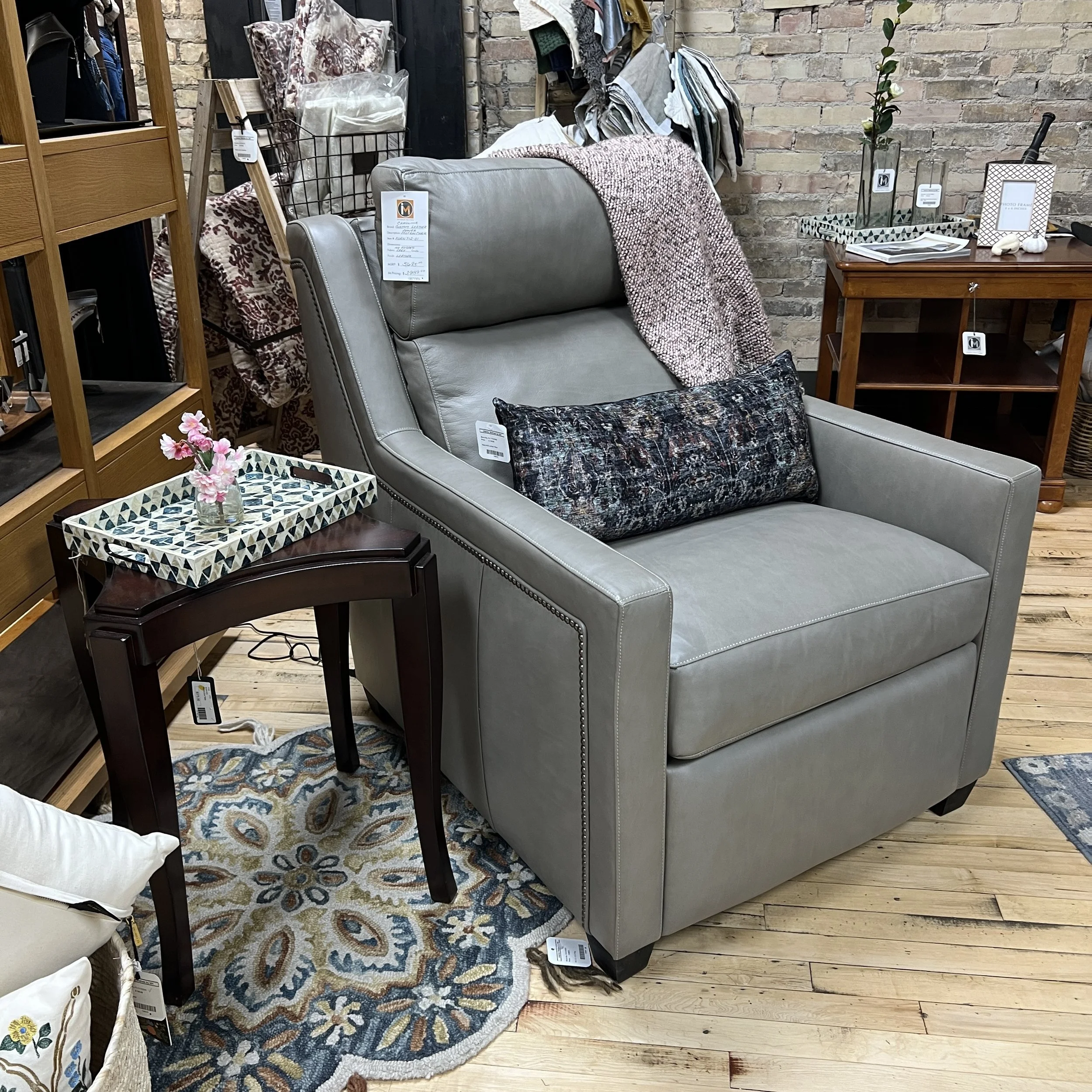 Interior Motives Design | Cabinets Matttroy