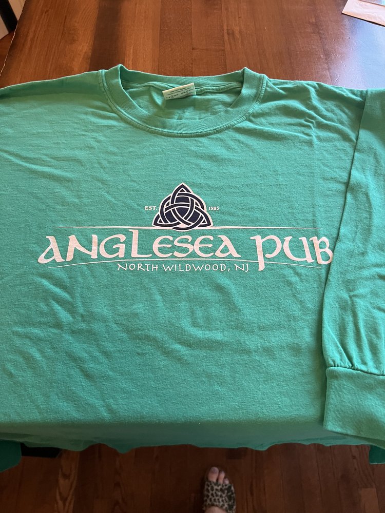 Store 2 — Anglesea Pub
