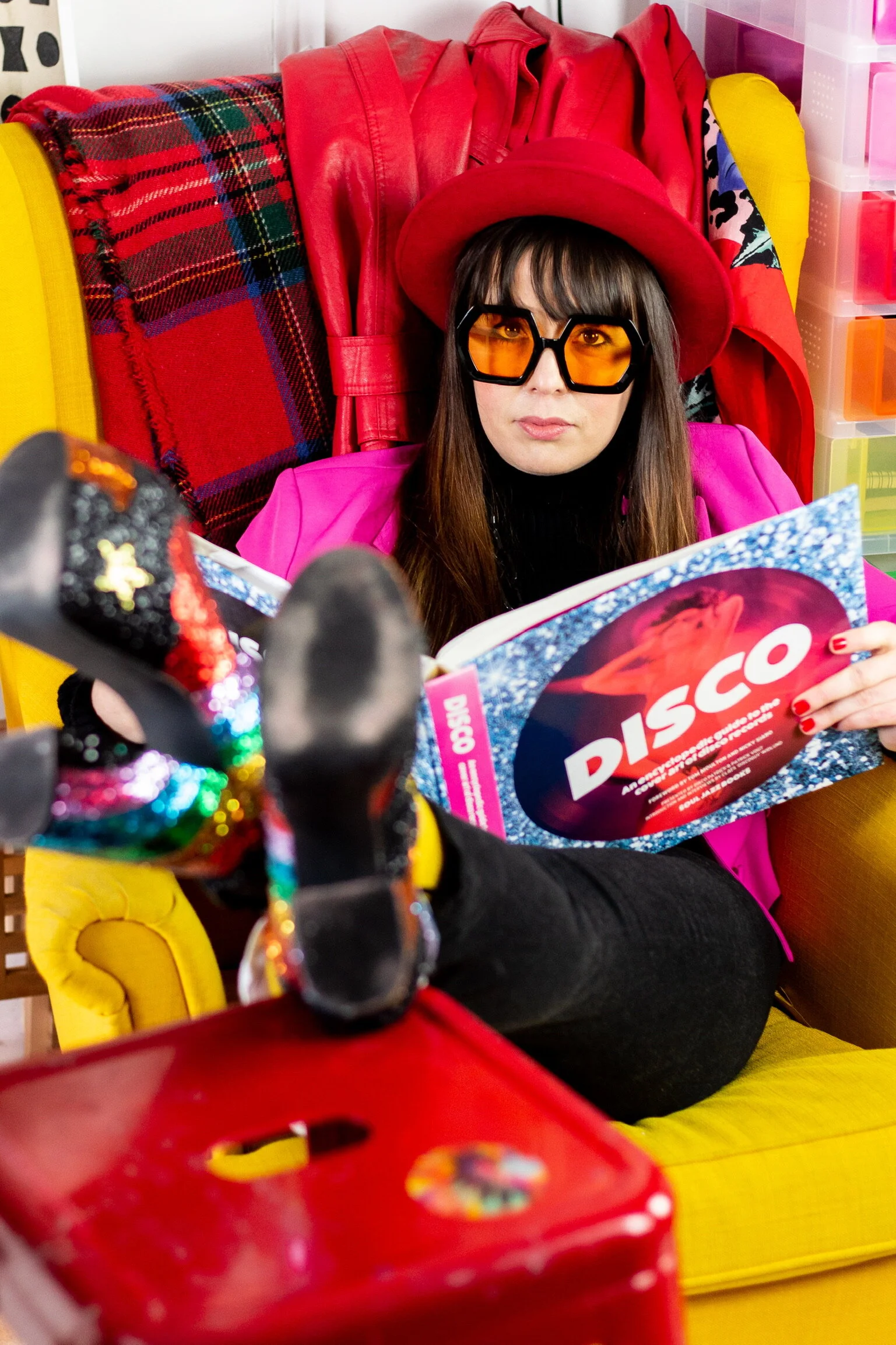 About — VICTORIA TOPPING