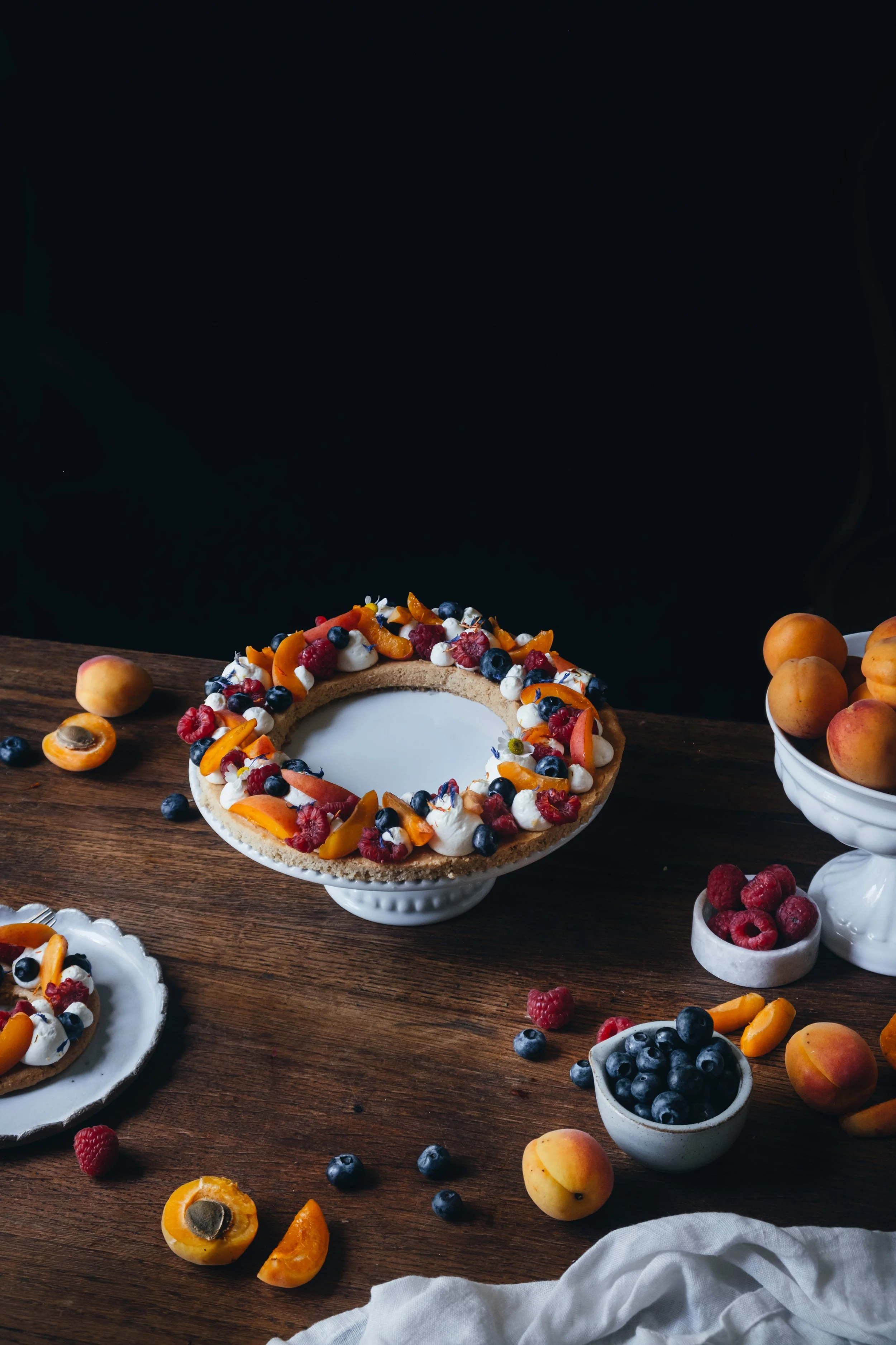 Couronne sablé breton et fruit d'été — Bloom Velvet