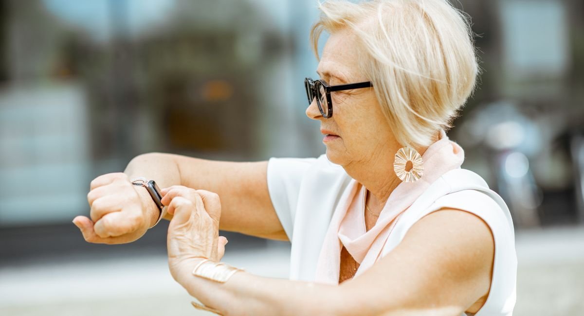 Embracing Technology in Senior Living: Innovations and Benefits