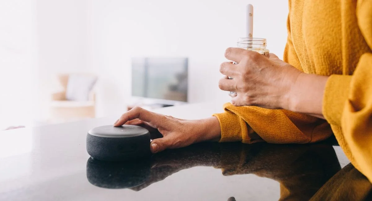 Embracing Technology in Senior Living: Innovations and Benefits