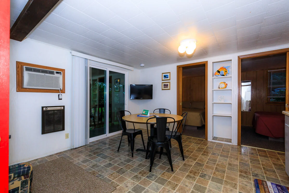 Cabin #3 — Breezy Point Resort