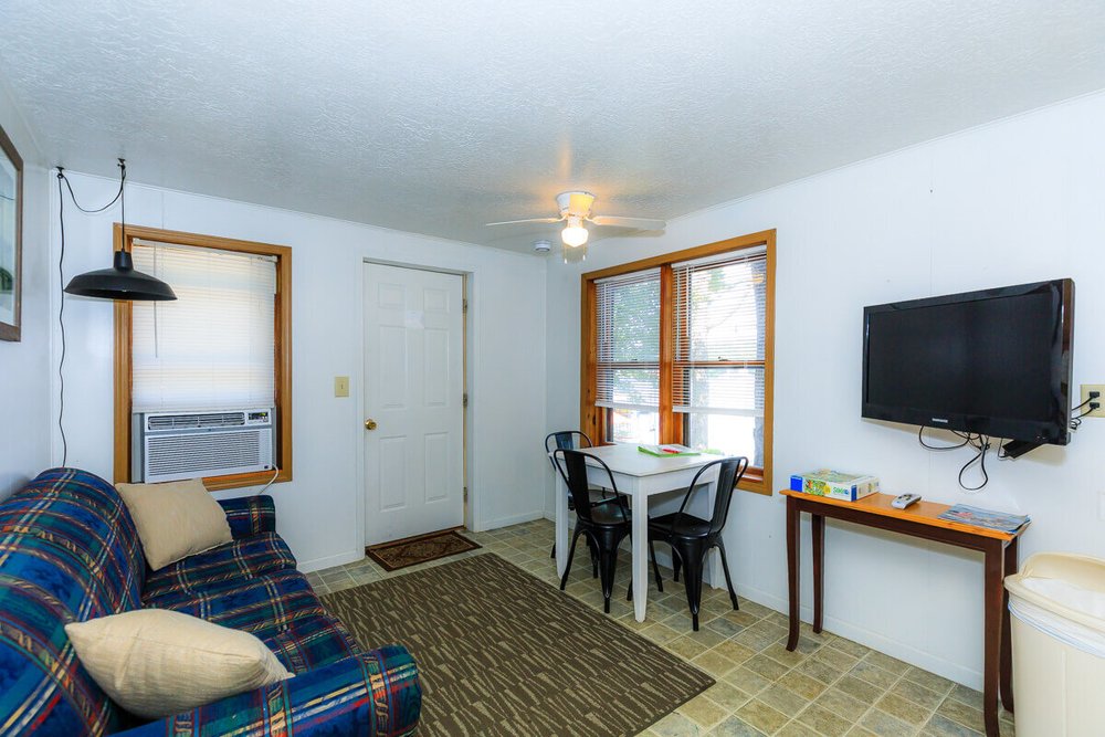 Cabin #2 — Breezy Point Resort