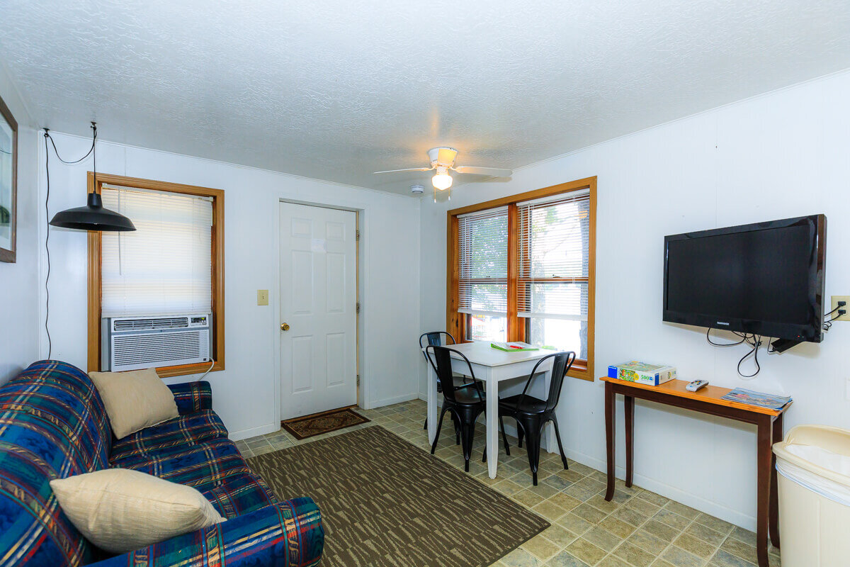 Cabin #2 — Breezy Point Resort