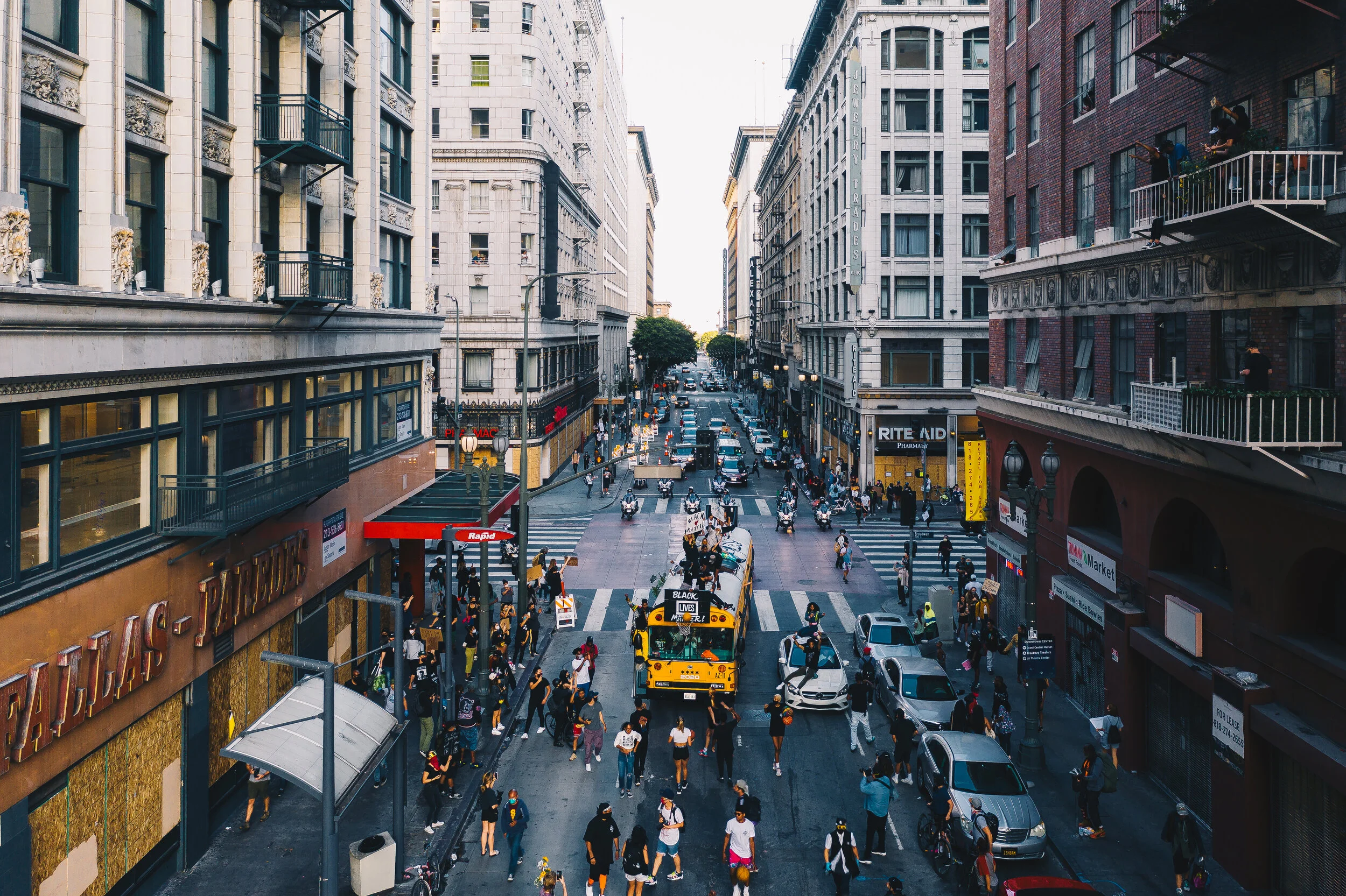 General 4 — Hoopbus