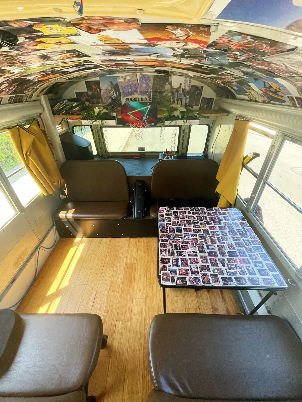 Gallery 3 — Hoopbus