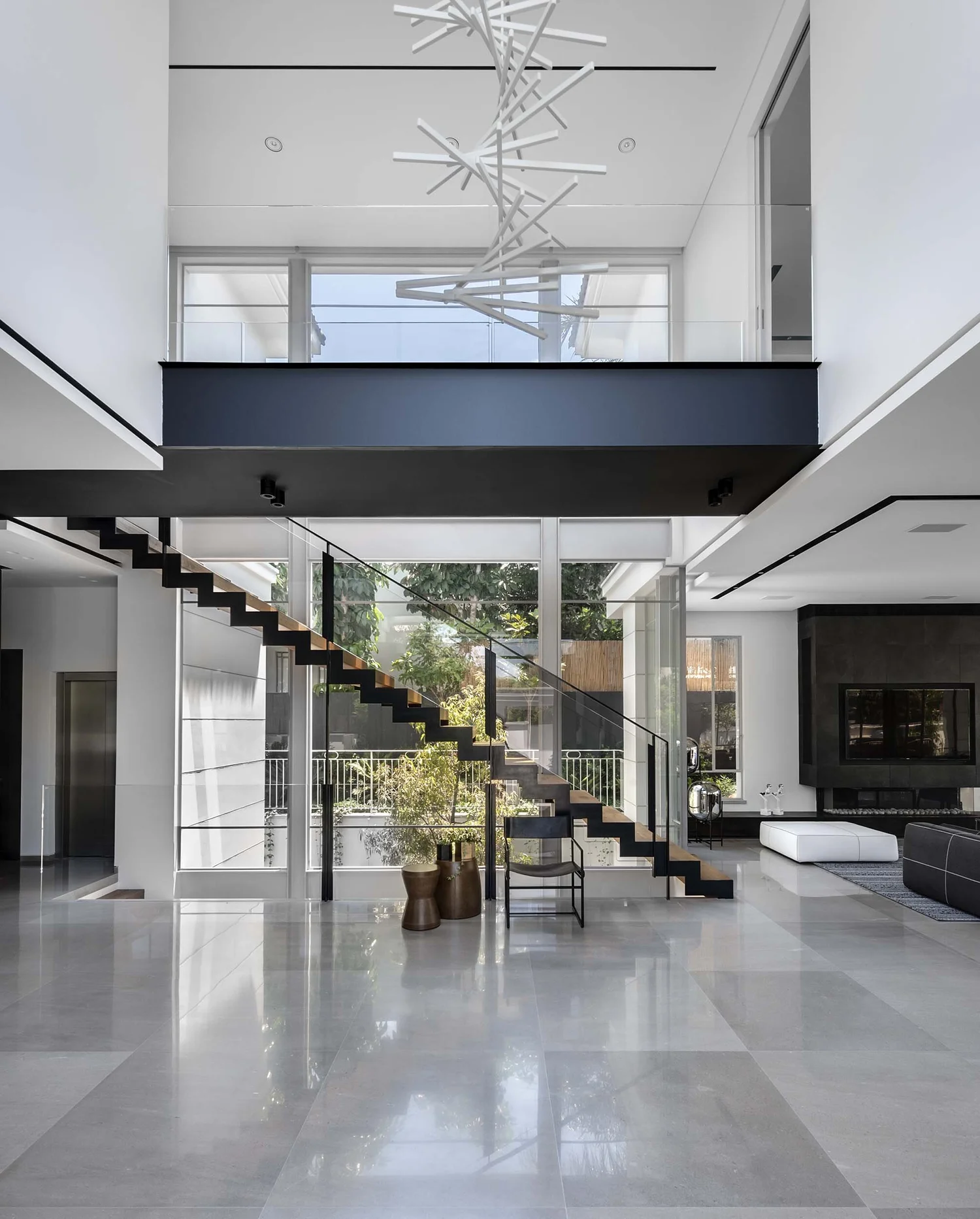 HM — sharon weiser