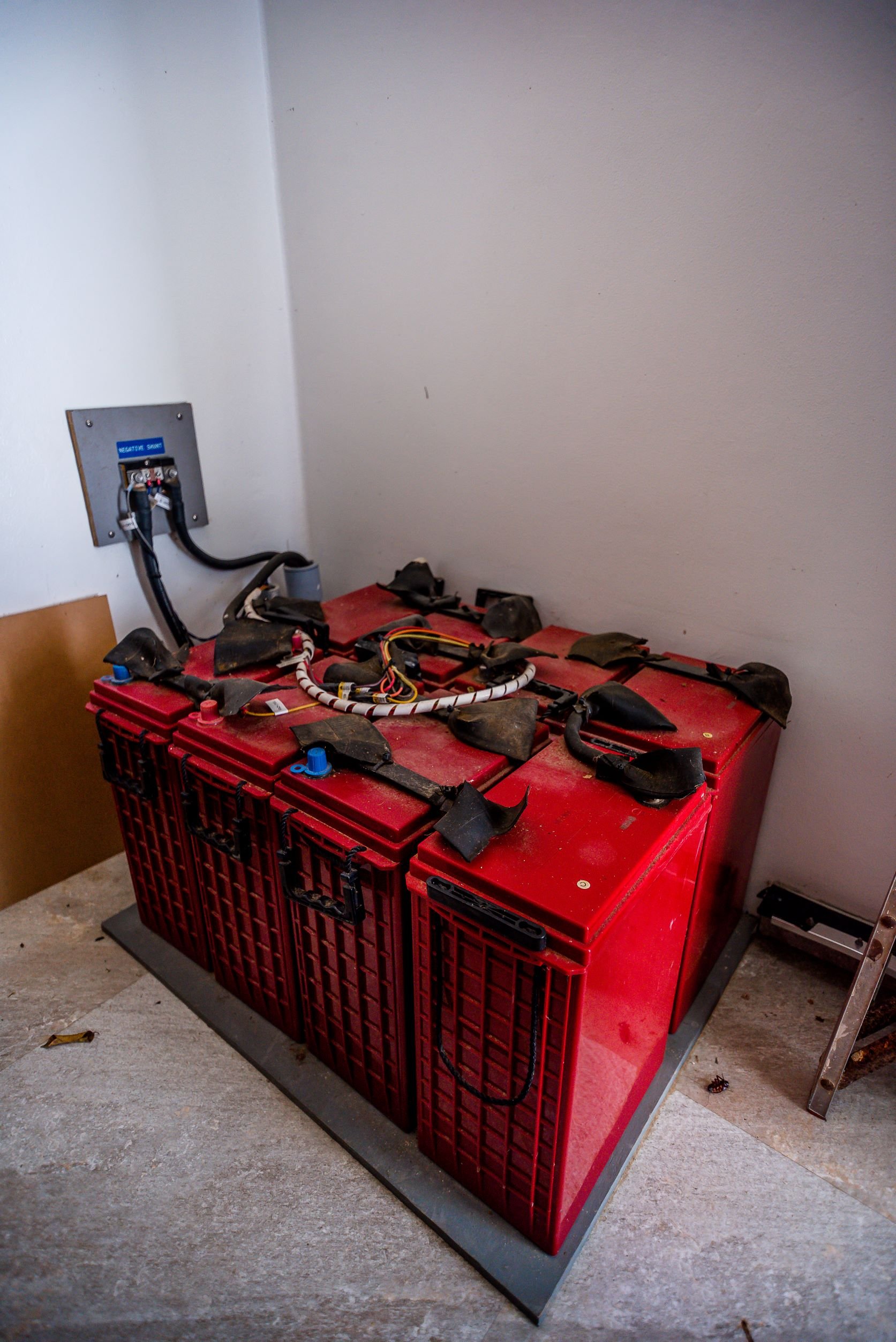 Electrical Solutions | Inverter Batter Backup — Vegas Electric