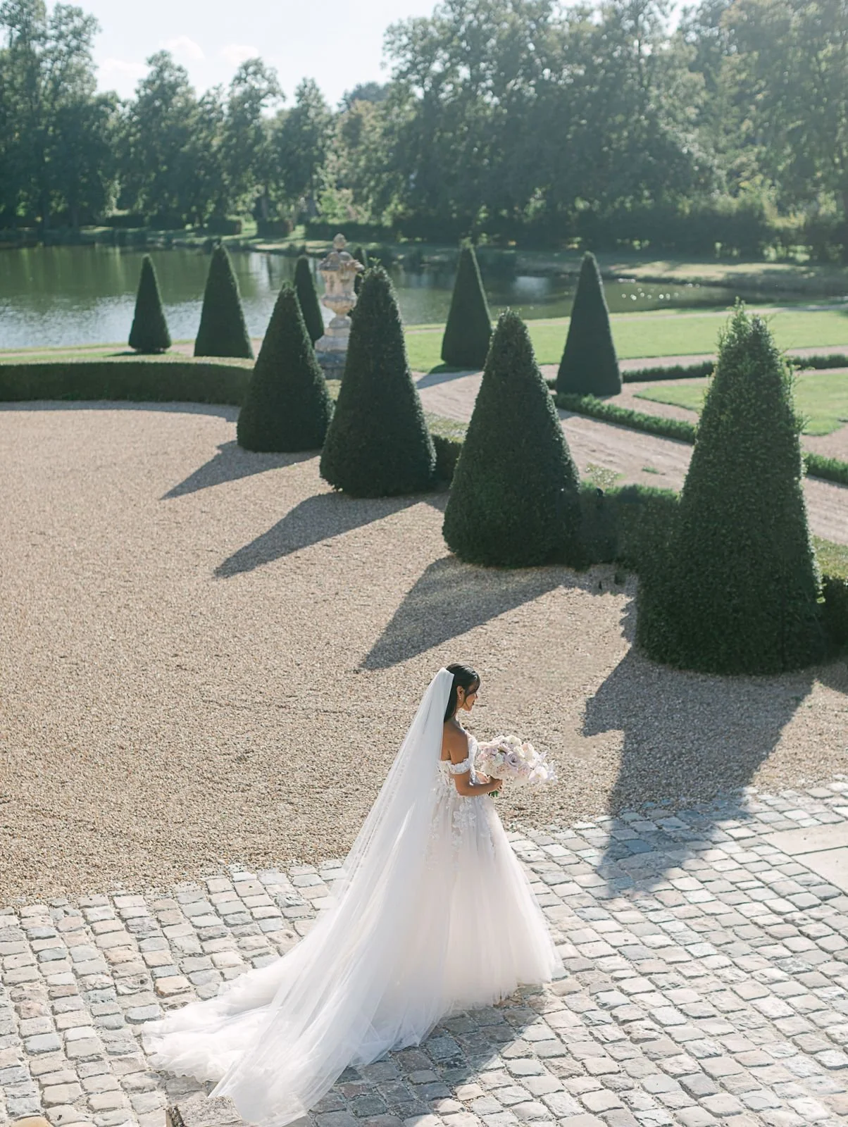 Mastering the Plus-One Invitation: Tips for Your Luxury Wedding Guest ...