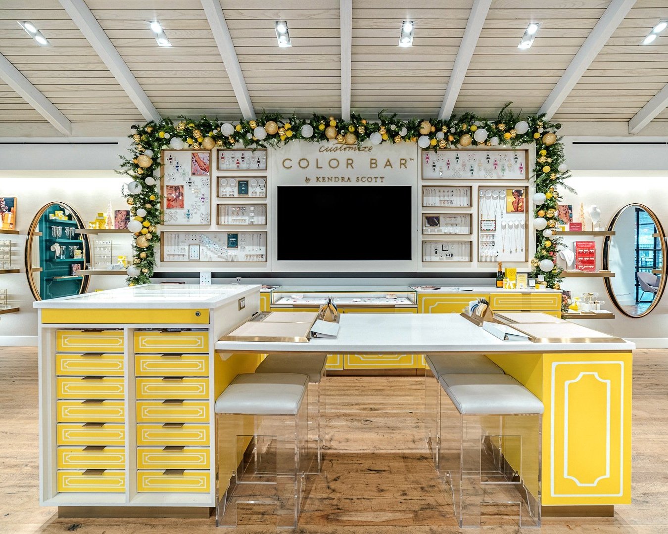 Kendra Scott Flagship Holiday '22