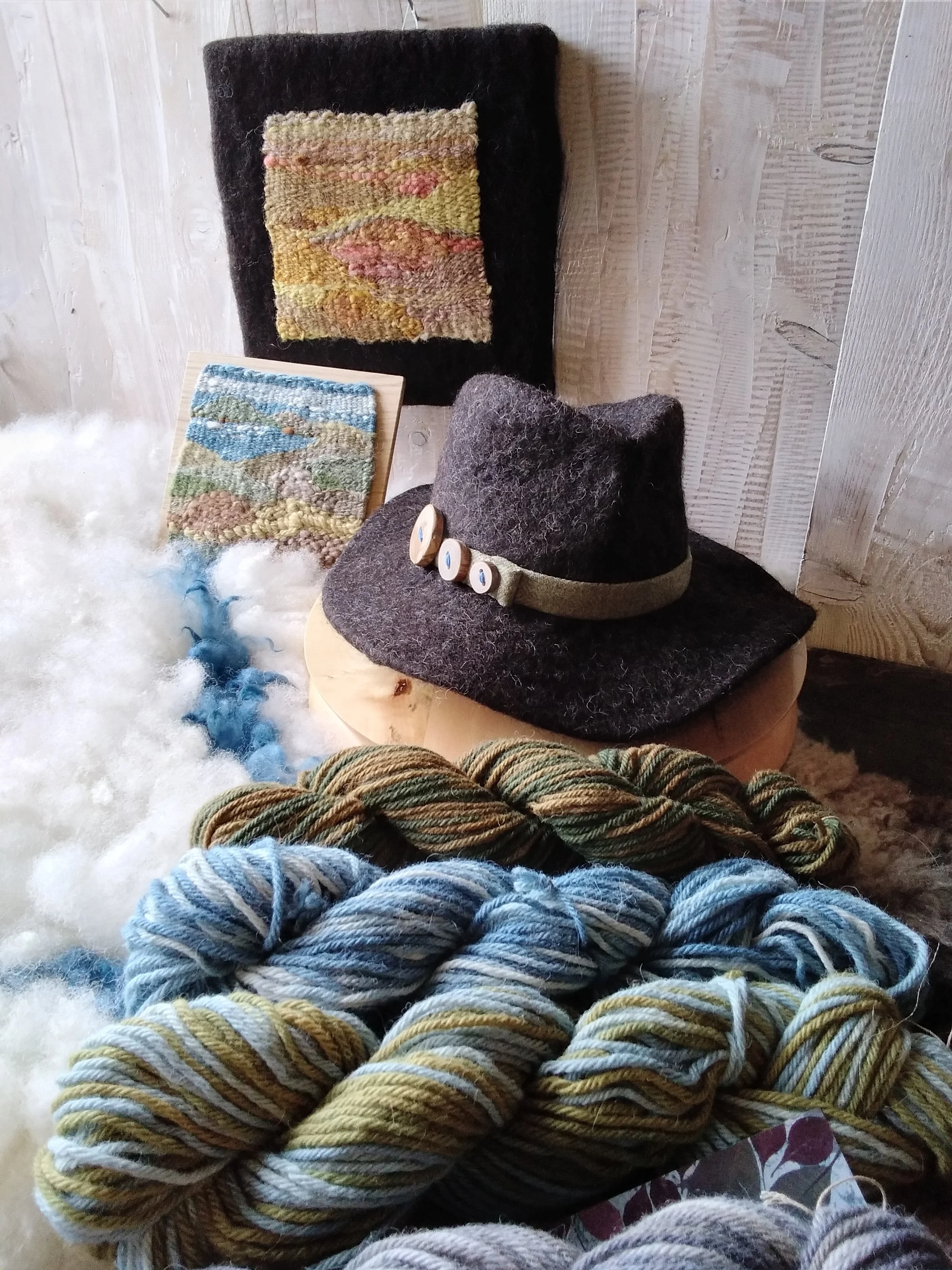 Courses booking page. Traditional crafts skills in Willow, wool and ...