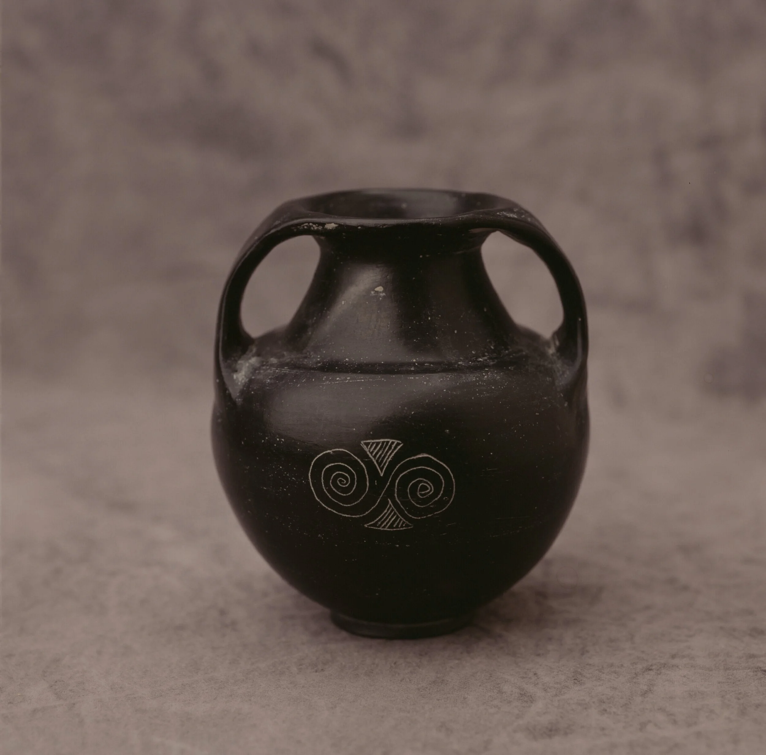 AMPHORA, Bucchero, Modern Etruscan Vase by Omero Bordo, “The Last ...