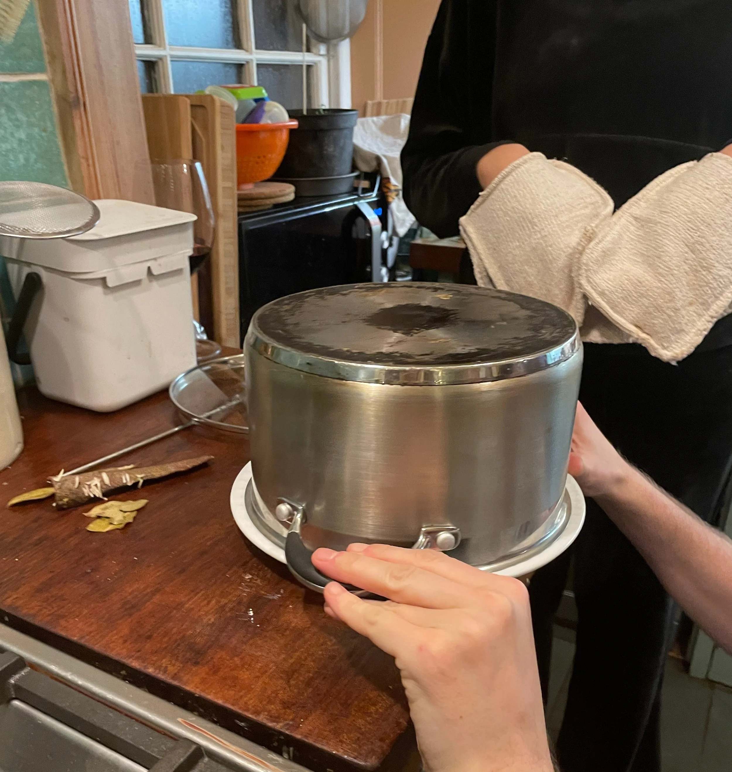 Conflict Cooking: Makloubeh (Palestinian Flipped Rice) — Claudia Zeiske