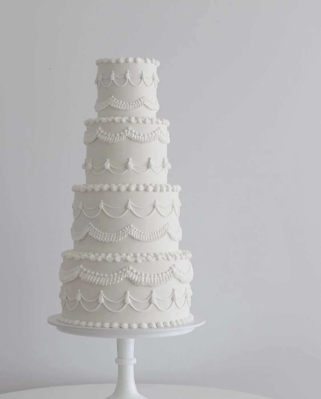 12 Amazing Vintage Cake Ideas For Your Wedding — Butter