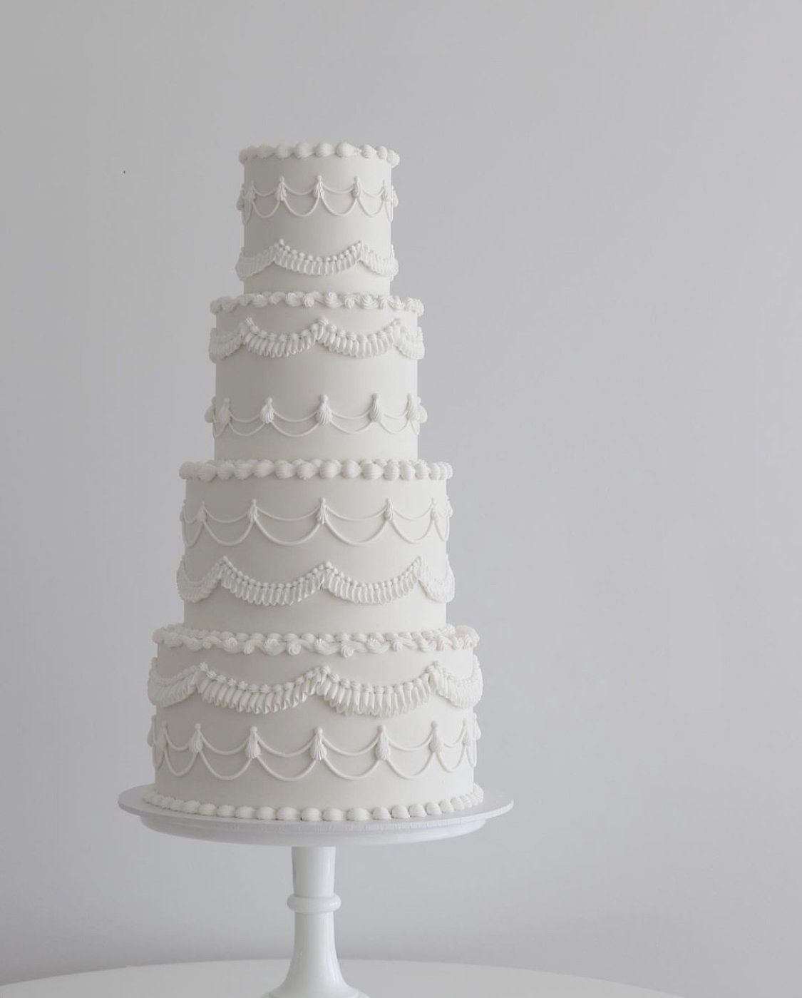 12 Amazing Vintage Cake Ideas For Your Wedding — Butter