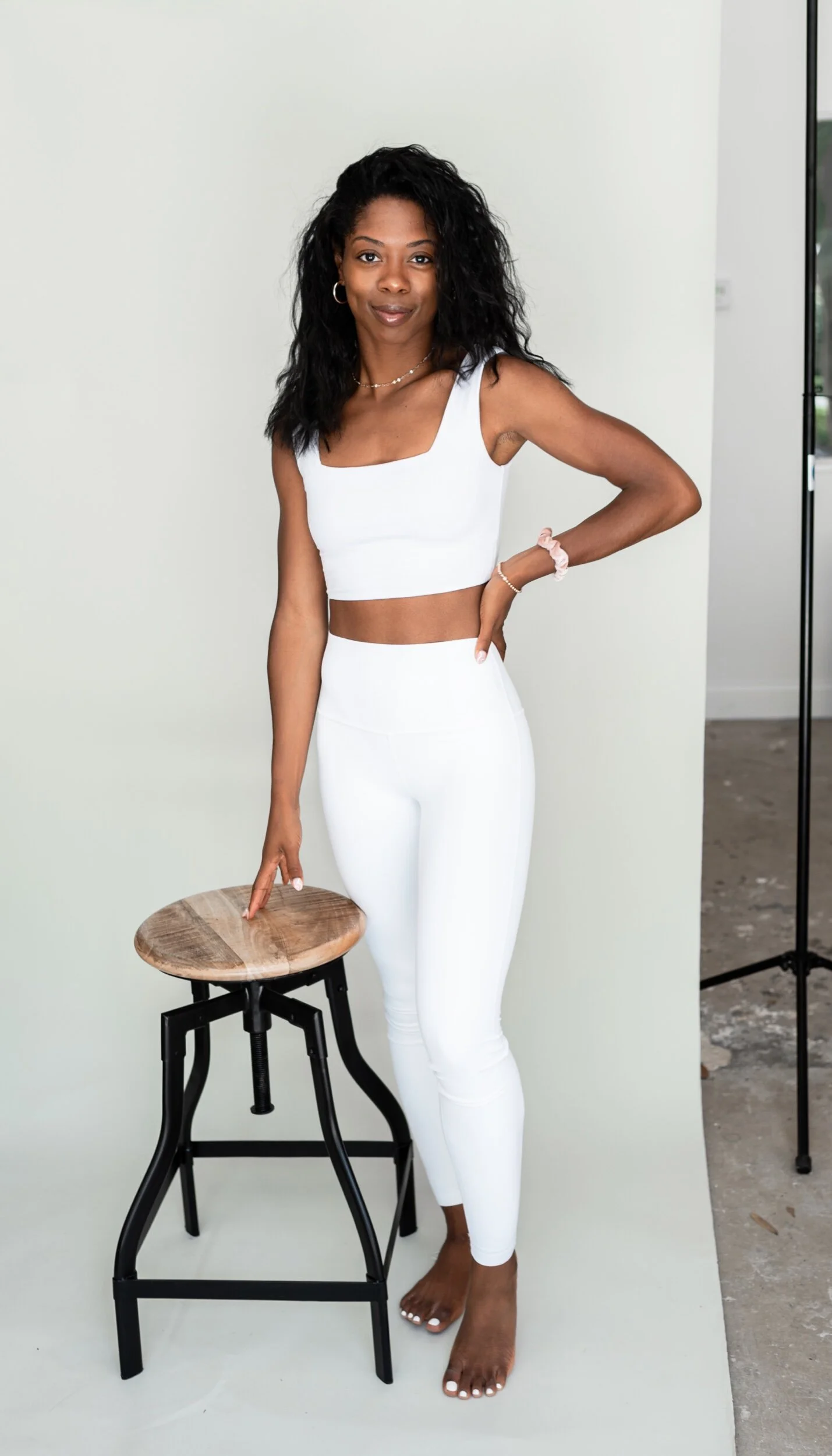 How to Pose on a Backdrop for Your Brand Photos — Christina Jones ...