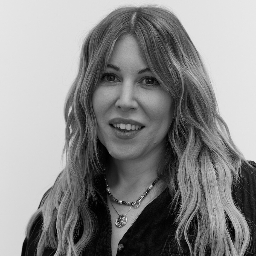 Samantha Cusick London — Team