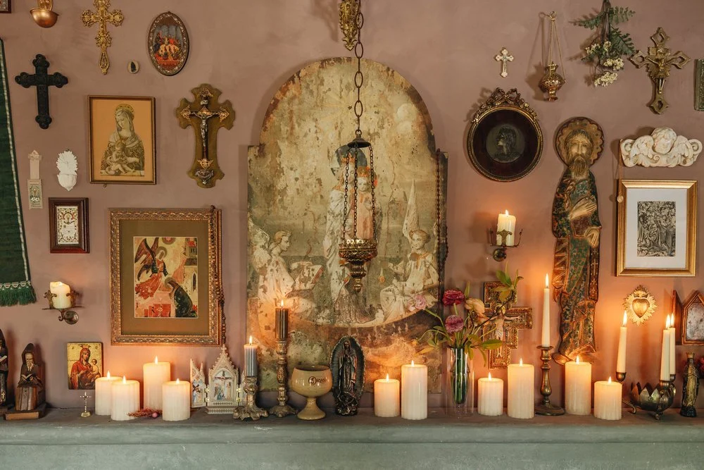 FAQS & CONTACT — THE GRALES