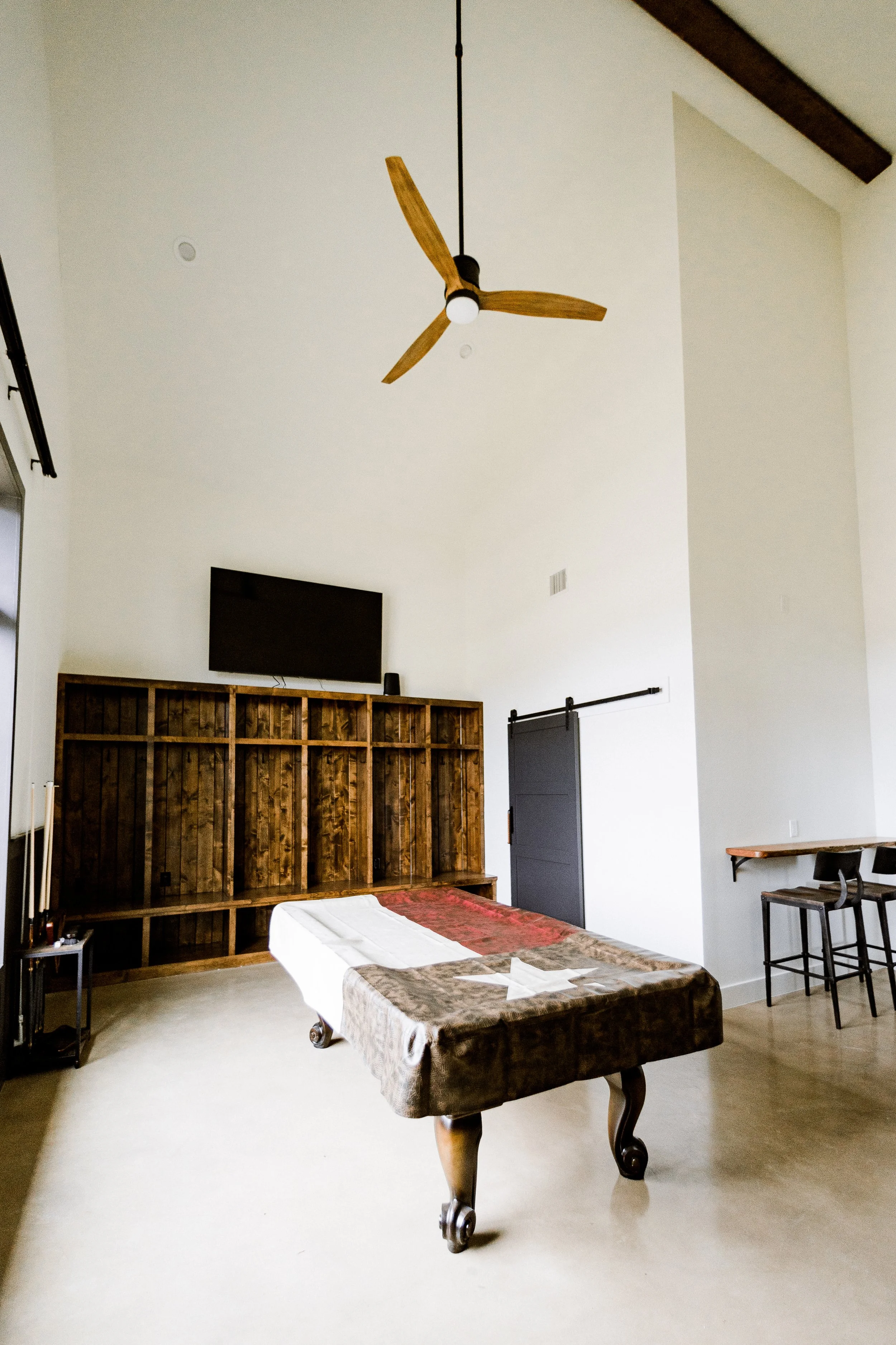 Grooms Room — Dos Palomas Ranch