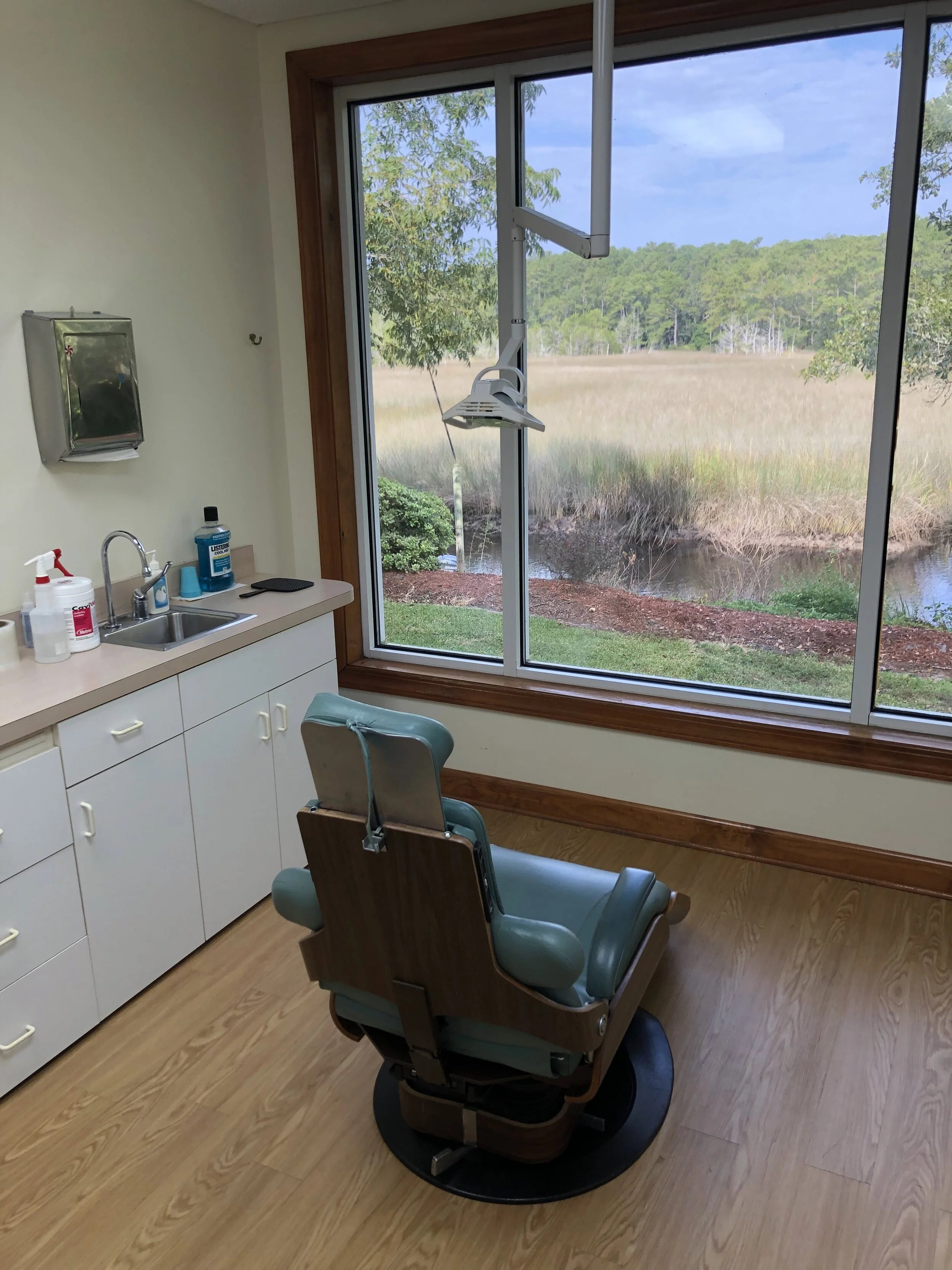 Riverview Dental: Cosmetic and Family Dentistry