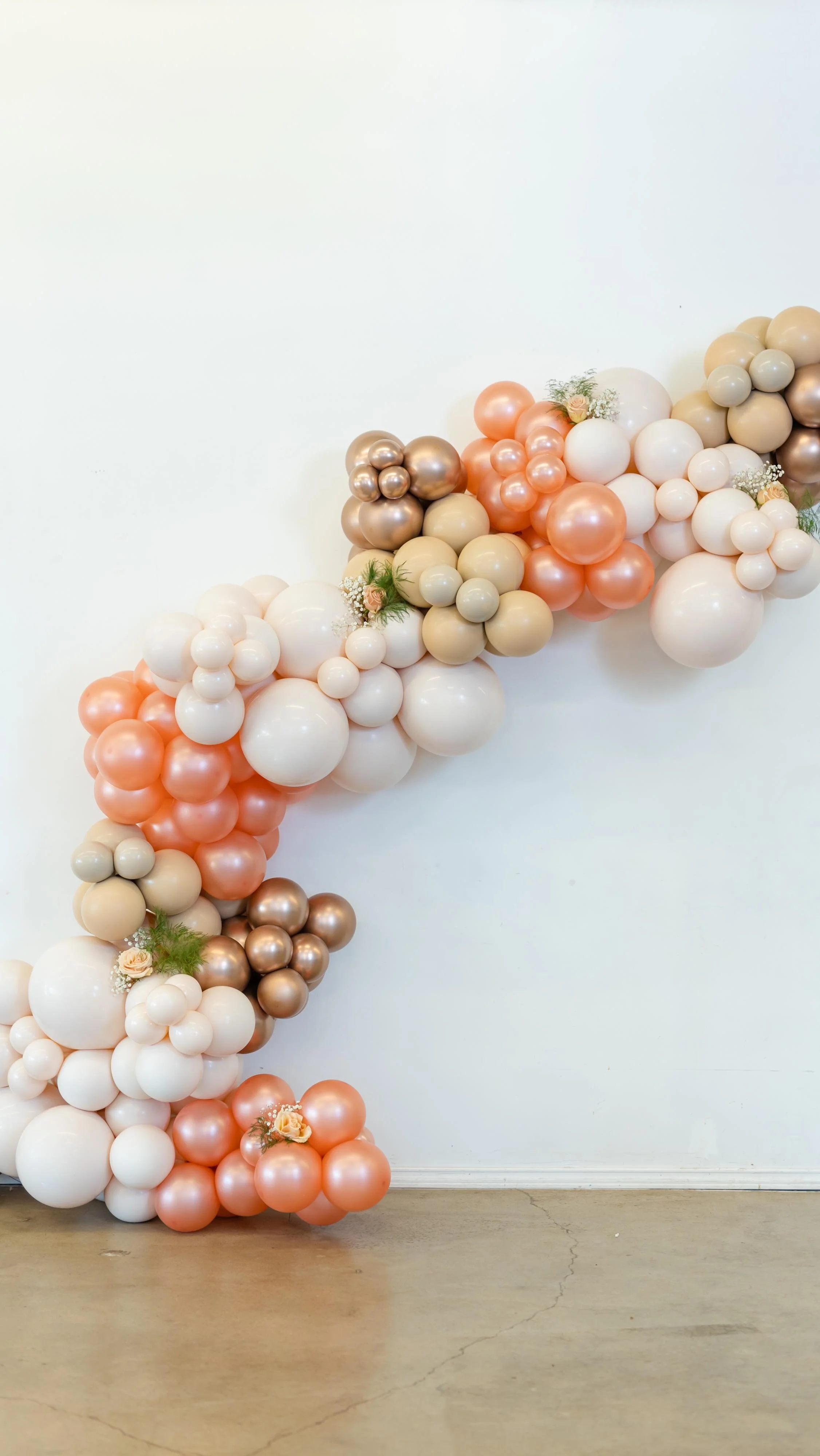 Modern Pop Tulsa Balloon Decor