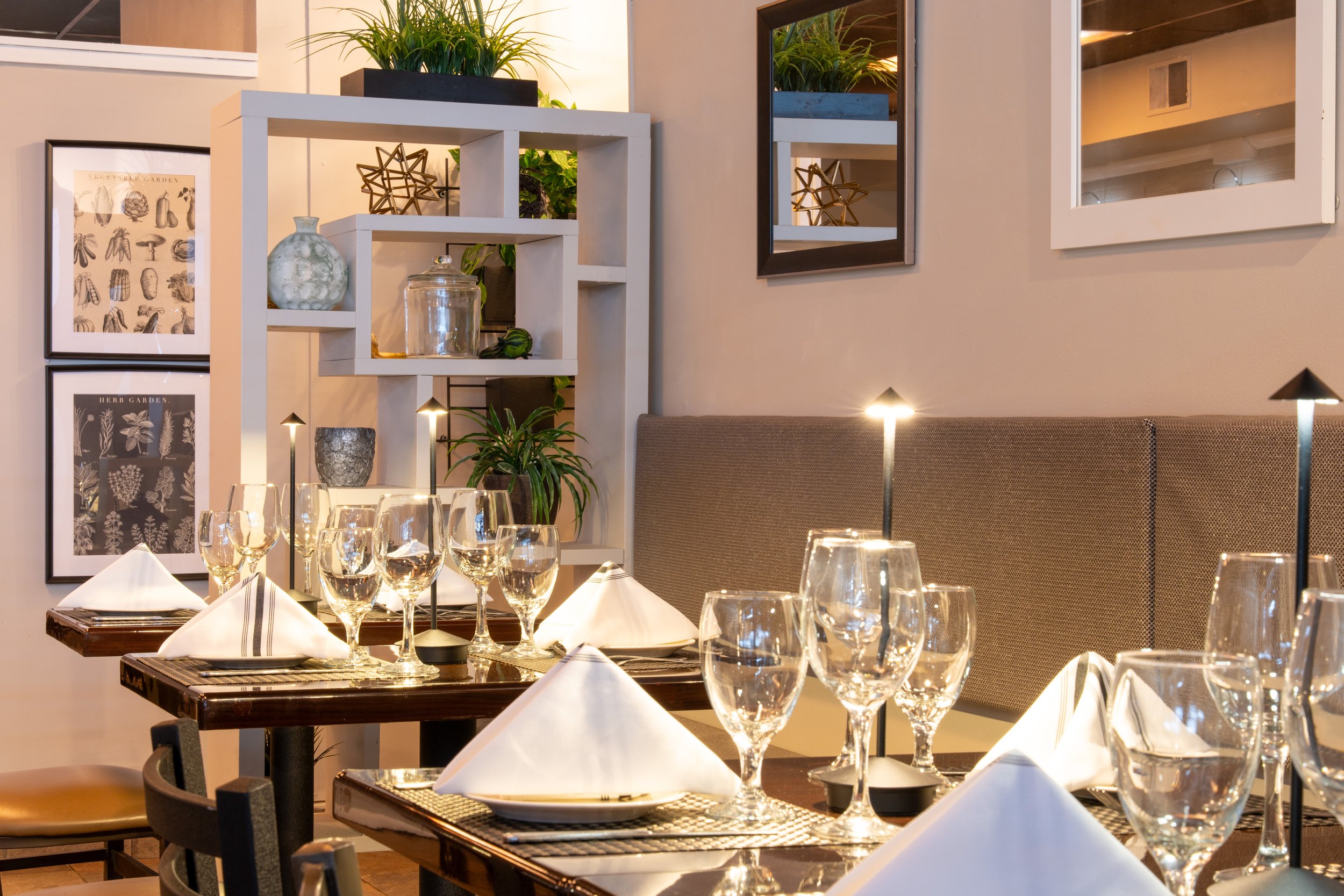 FIRST Restaurant
