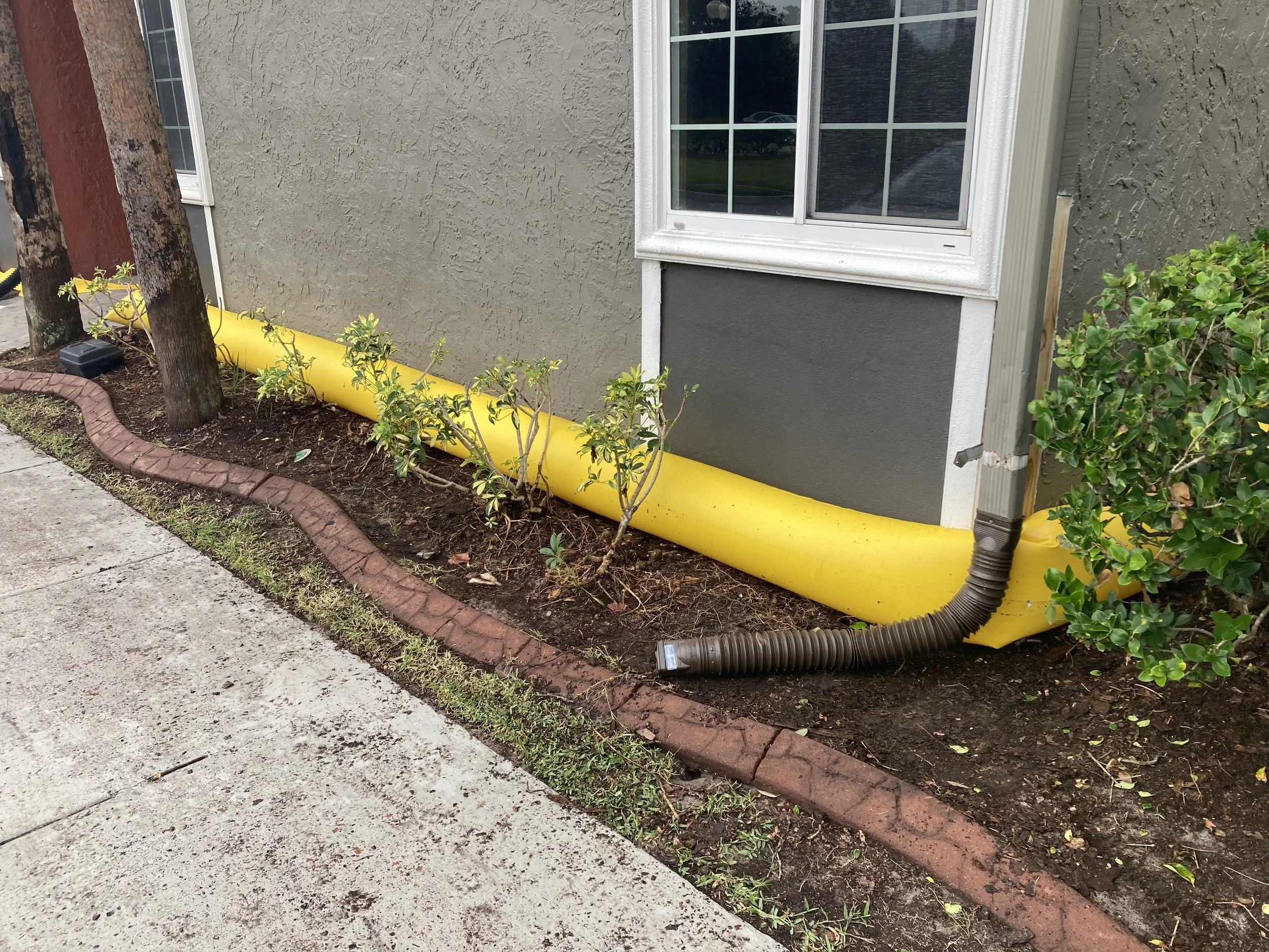 Water Filled Flood Barrier Tubes | Garrison Flood Control — Garrison ...
