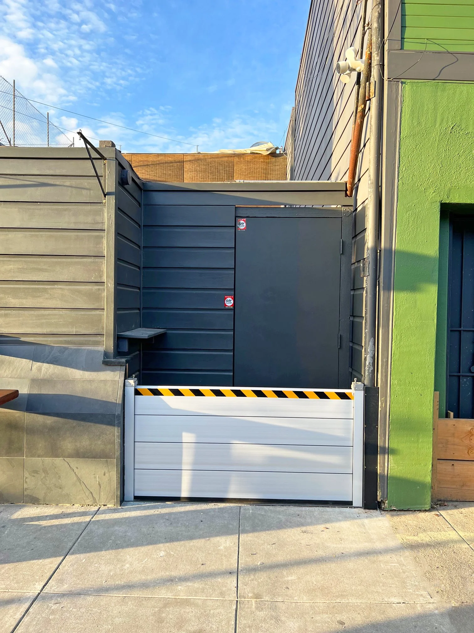 Aluminum Flood Panel System | Garrison Flood Control — Garrison Flood ...