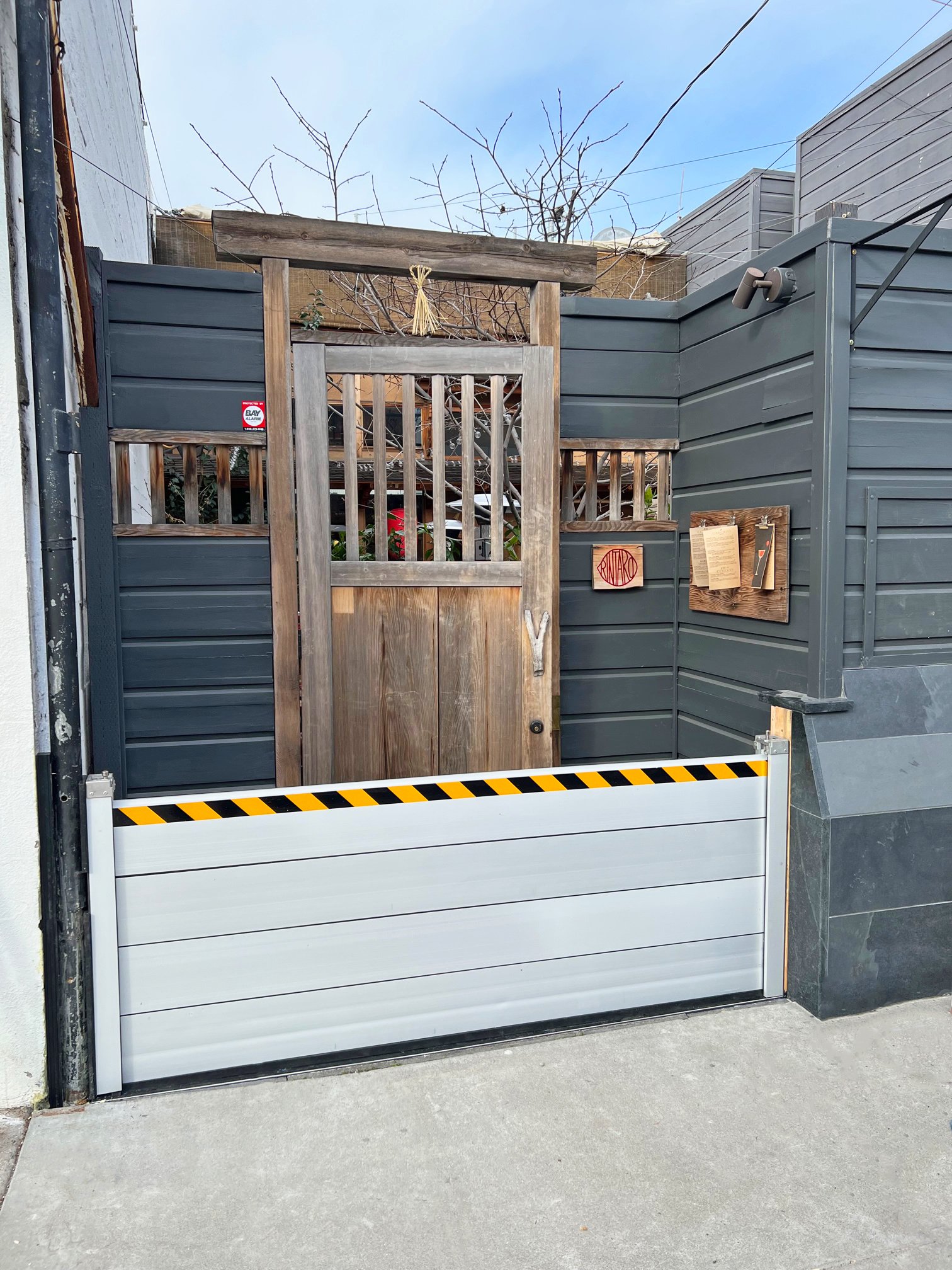 Aluminum Flood Panel System | Garrison Flood Control — Garrison Flood ...