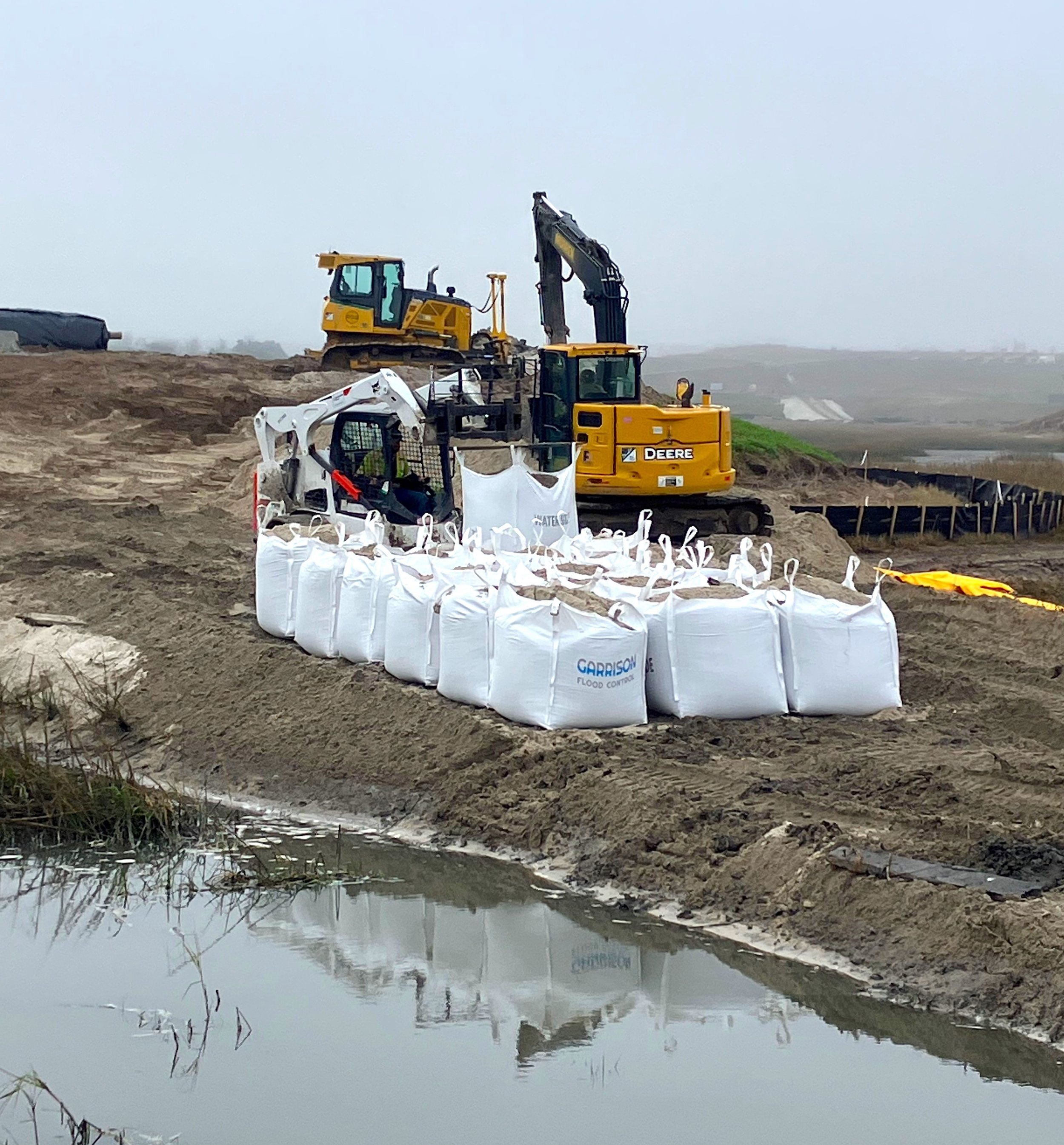 Top 3 Best Flood Walls in 2023 — Garrison Flood Control