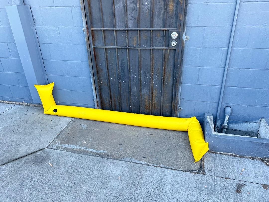 Water Filled Flood Barrier Tubes | Garrison Flood Control — Garrison ...