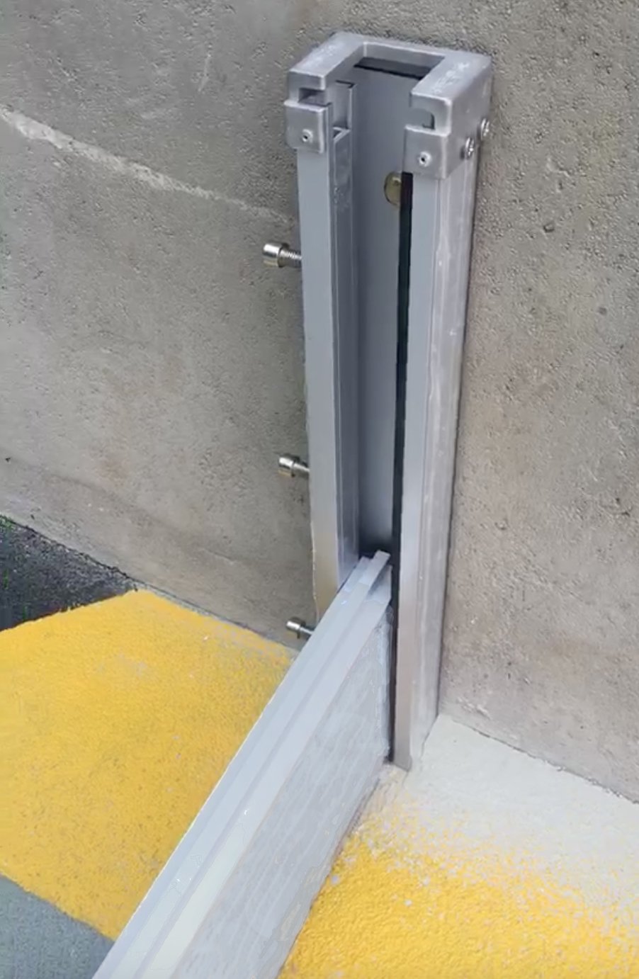 Aluminum Flood Panel System | Garrison Flood Control — Garrison Flood ...