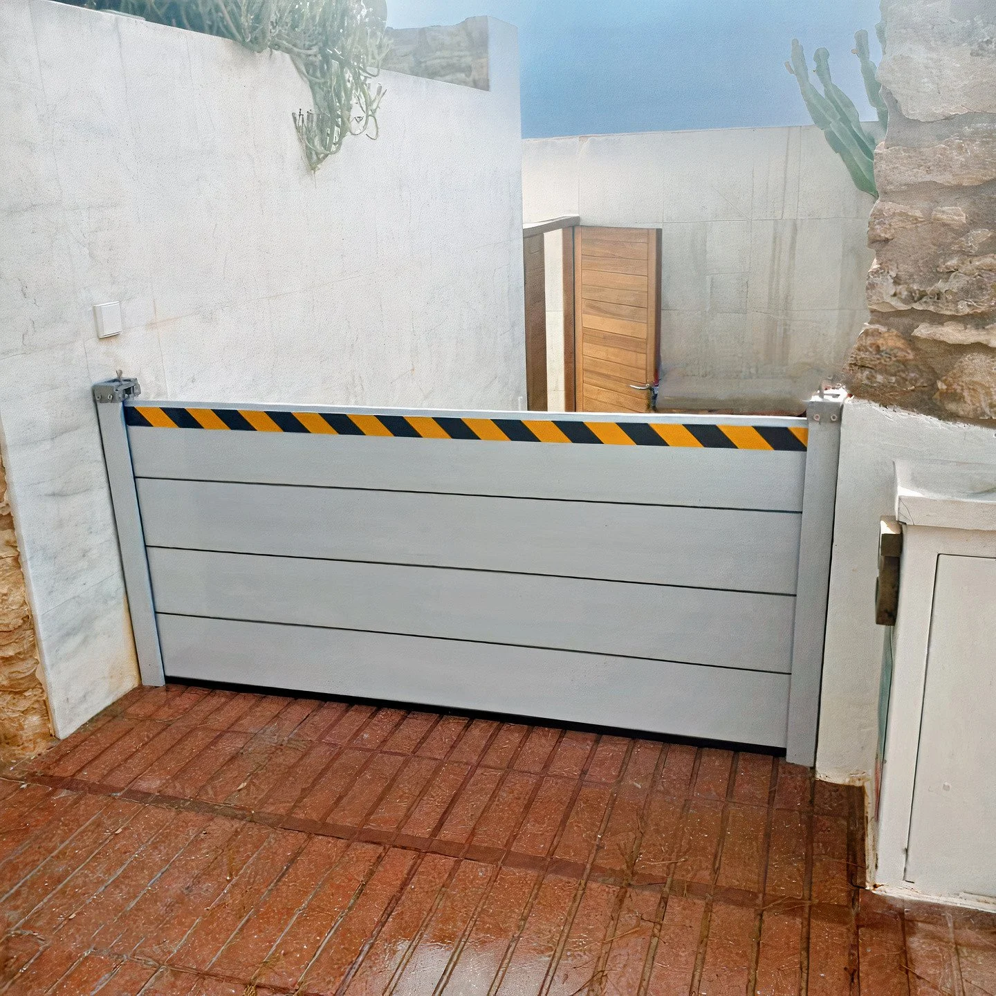 Aluminum Flood Panel System | Garrison Flood Control — Garrison Flood ...