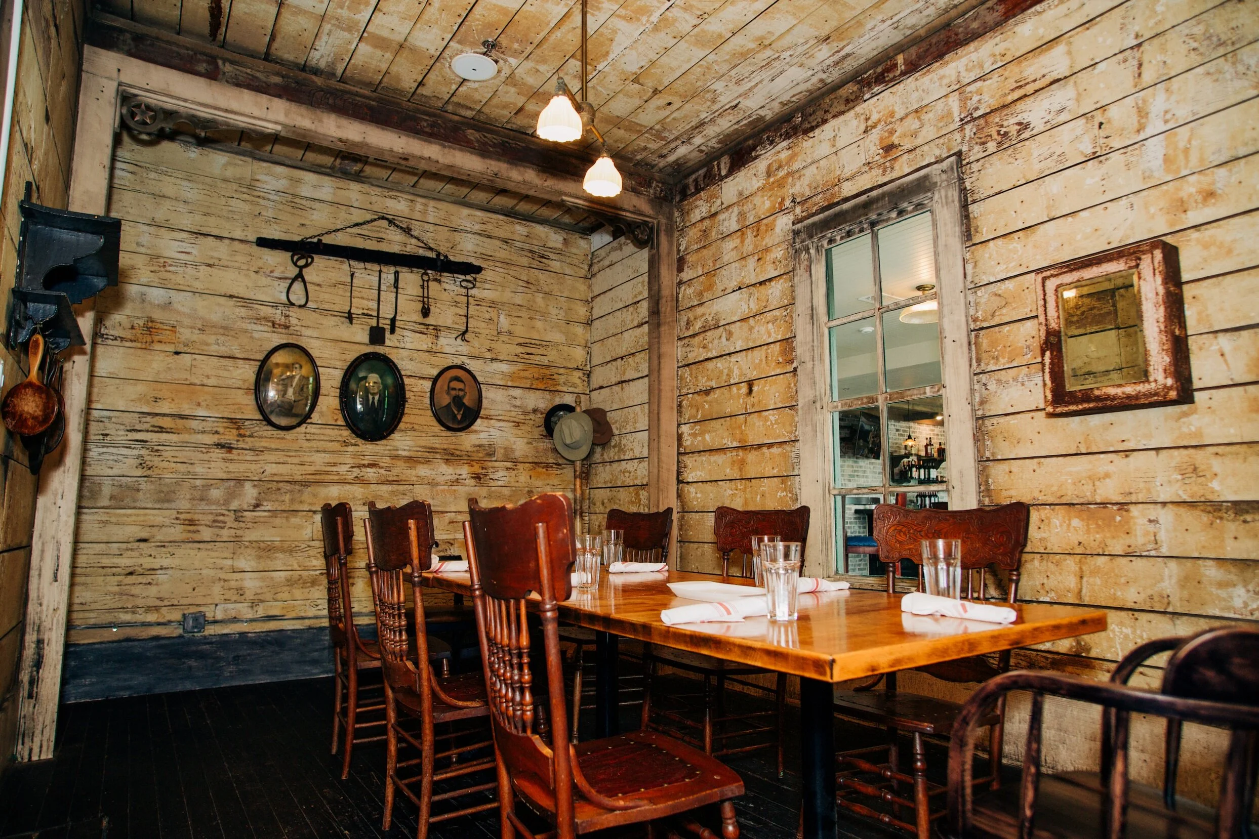 Private Rooms — Wunsche Bros