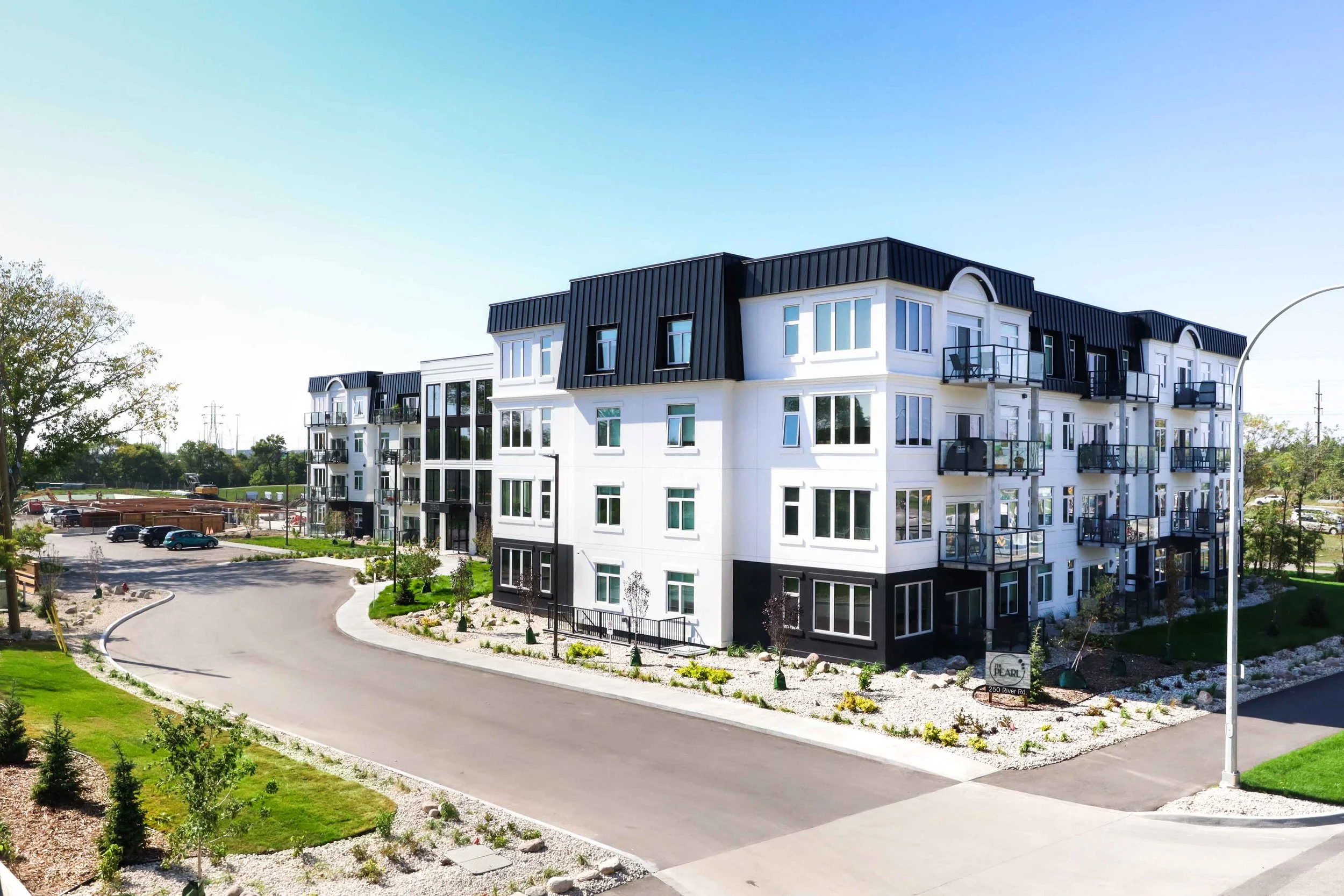 Building Features — The Pearl